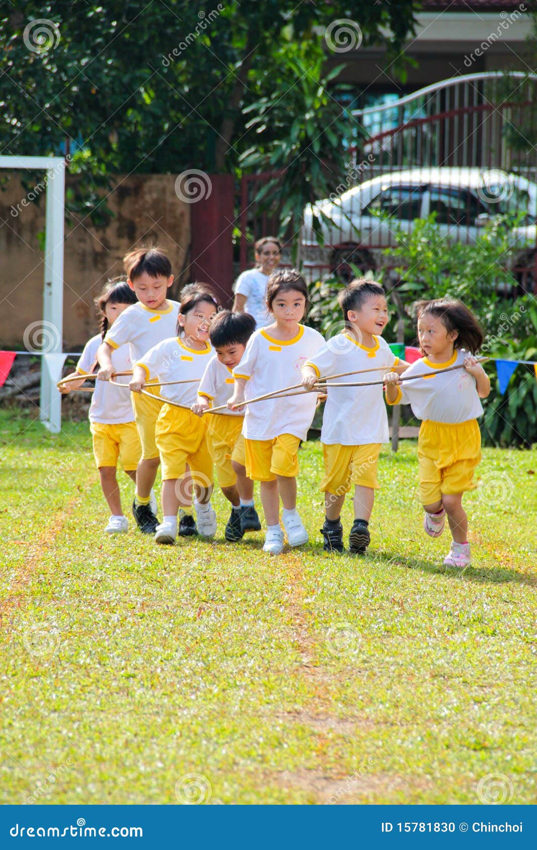 Kids teamwork racing editorial image. Image of guardian - 15781830