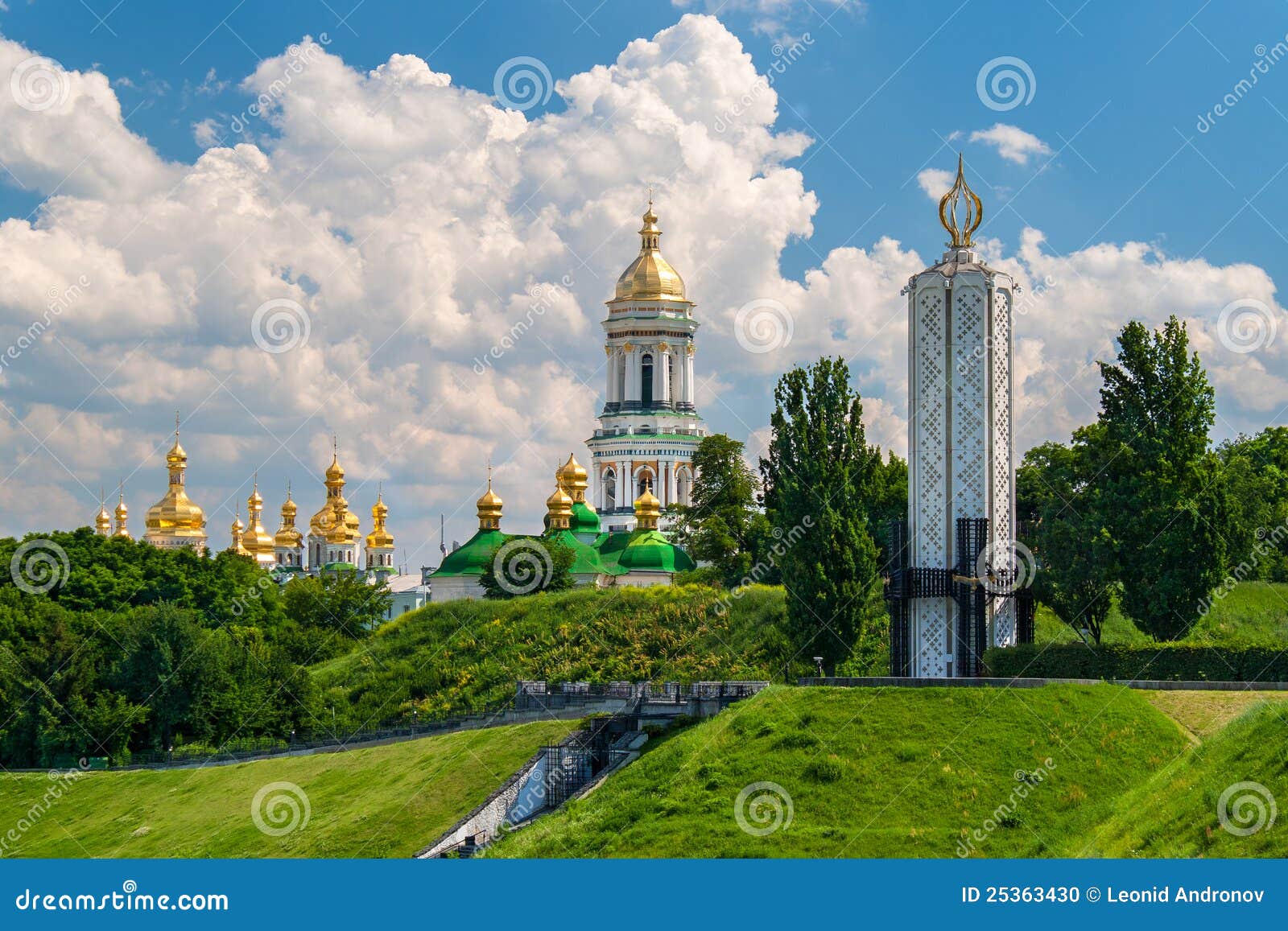 Kiev Pechersk Lavra Monastery and Memorial Stock Photo - Image of gold ...