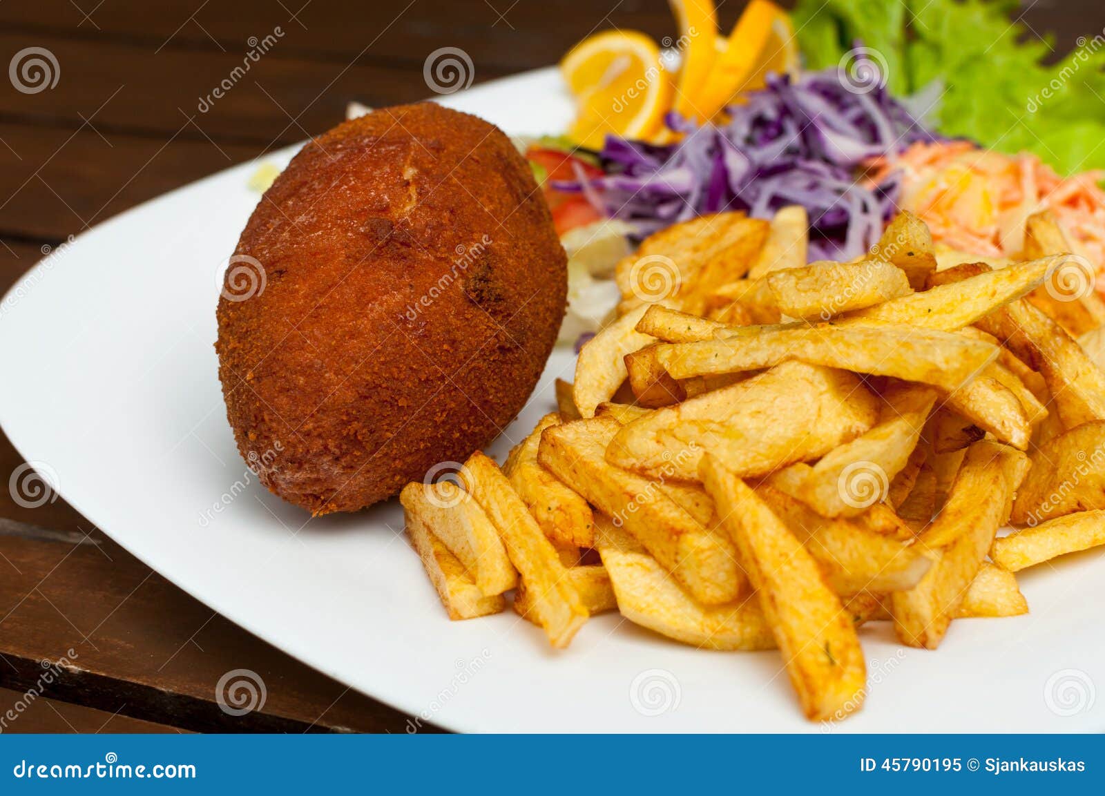 Kiew-Kotelett stockbild. Bild von küche, gegrillt, knusperig - 45790195