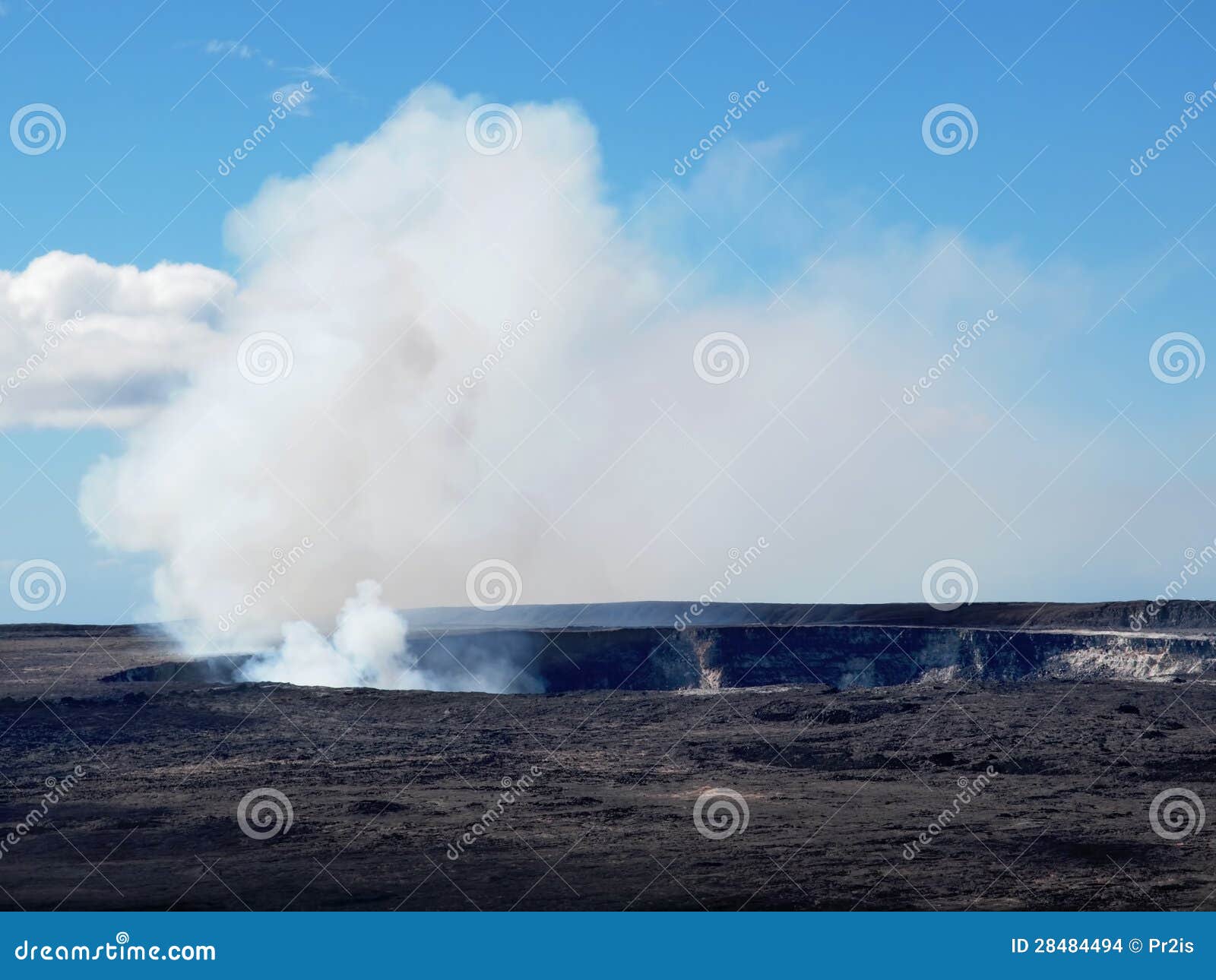 Kilauea Volcano, Halema Uma U Crater Stock Photo - Image of island ...