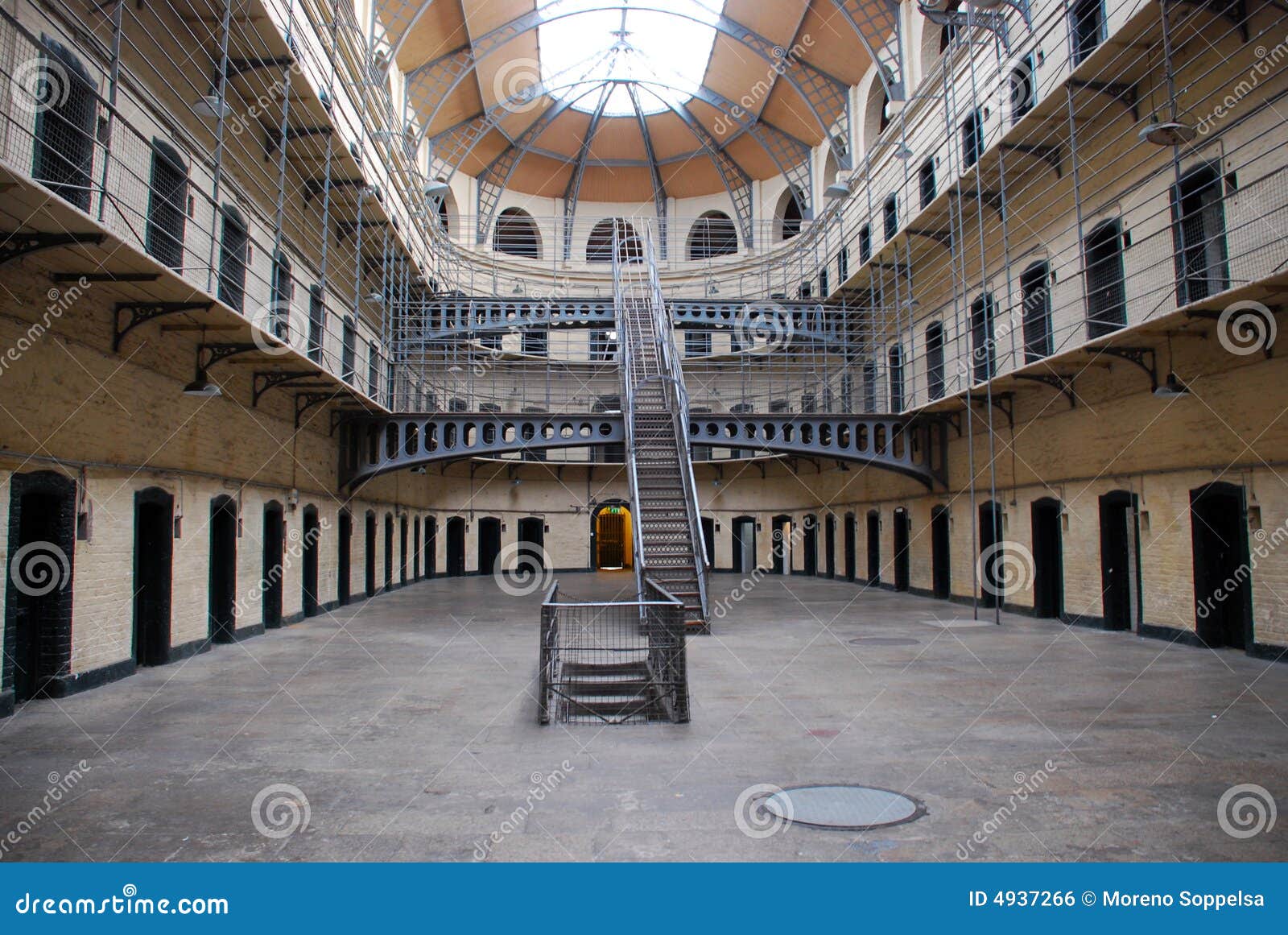 Kilmainham Gaol - Old Dublin Prison Editorial Photo - Image of antique ...