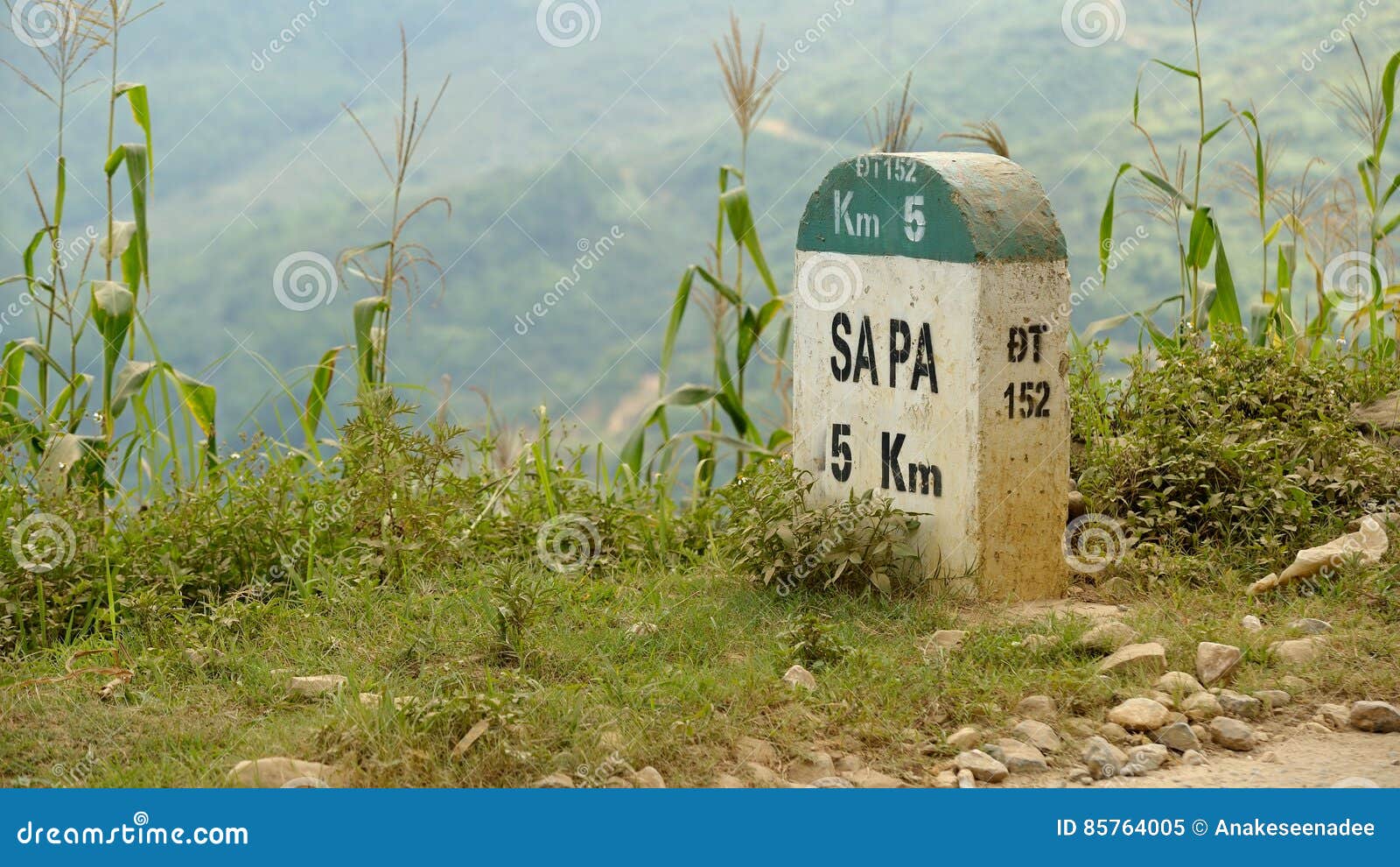 Kilometer Stone on the Road Stock Image - Image of rock, sapa: 85764005