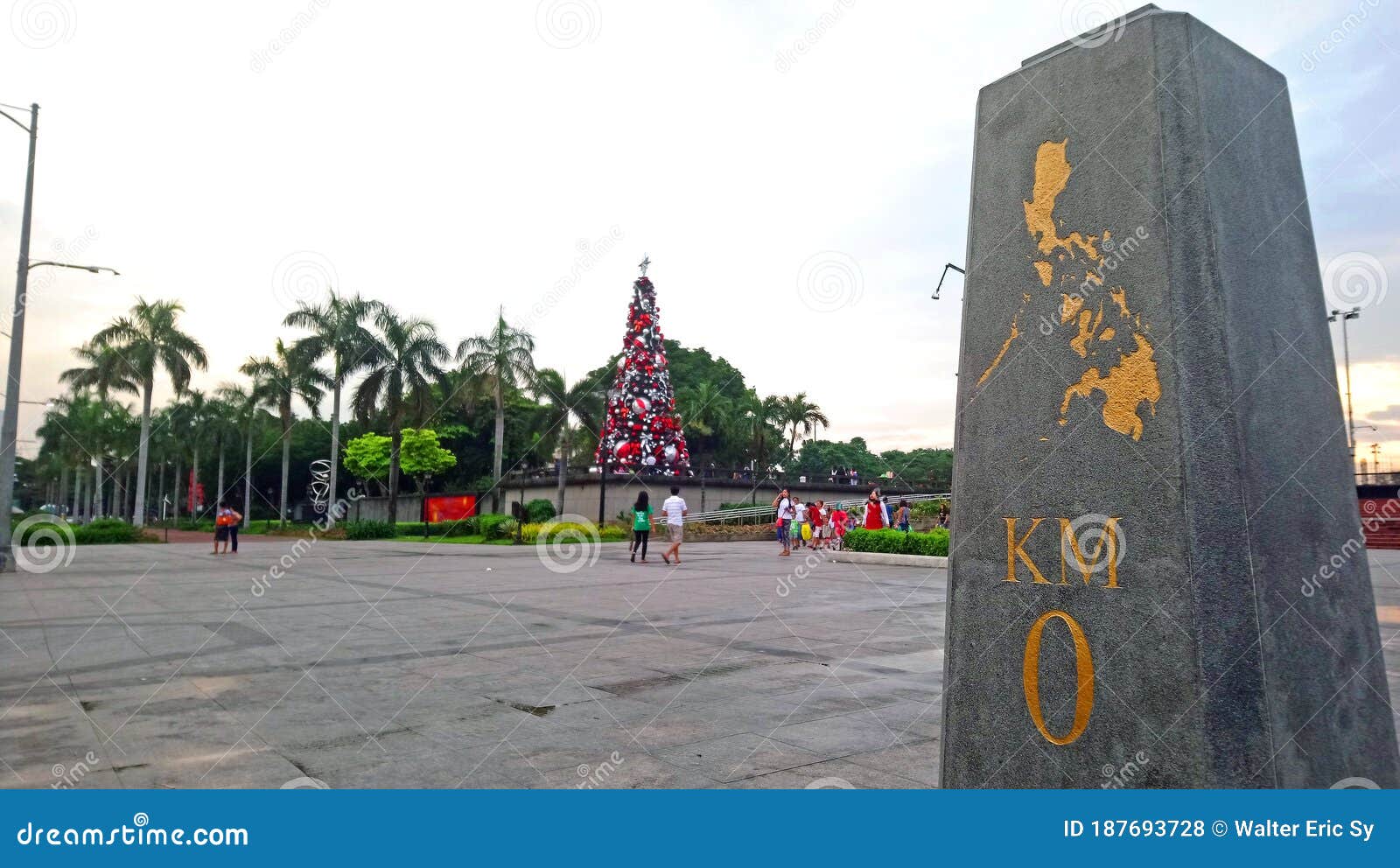 Kilometer Zero Marker in Manila, Philippines Editorial Stock Photo ...