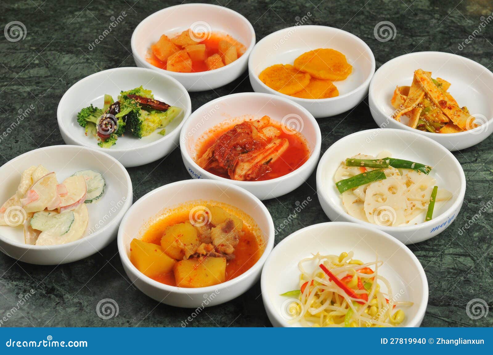 Kimchi Coreano Foto de archivo - Imagen: 27819940