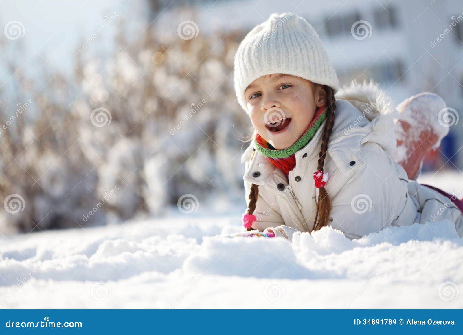 Kind im Winter stockbild. Bild von gesicht, zicklein - 34891789