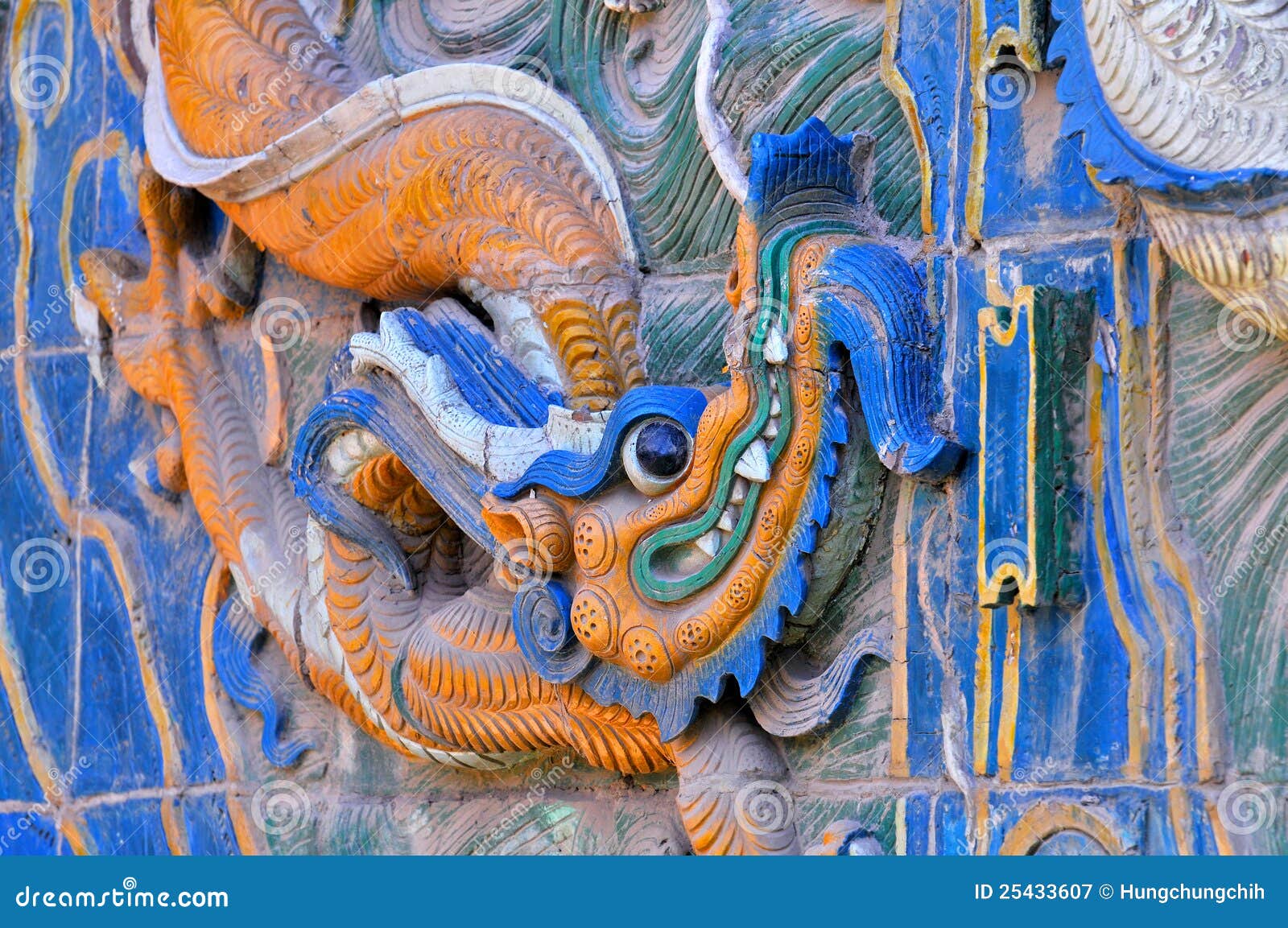 Kinesisk drake fotografering för bildbyråer. Bild av helgedom - 25433607