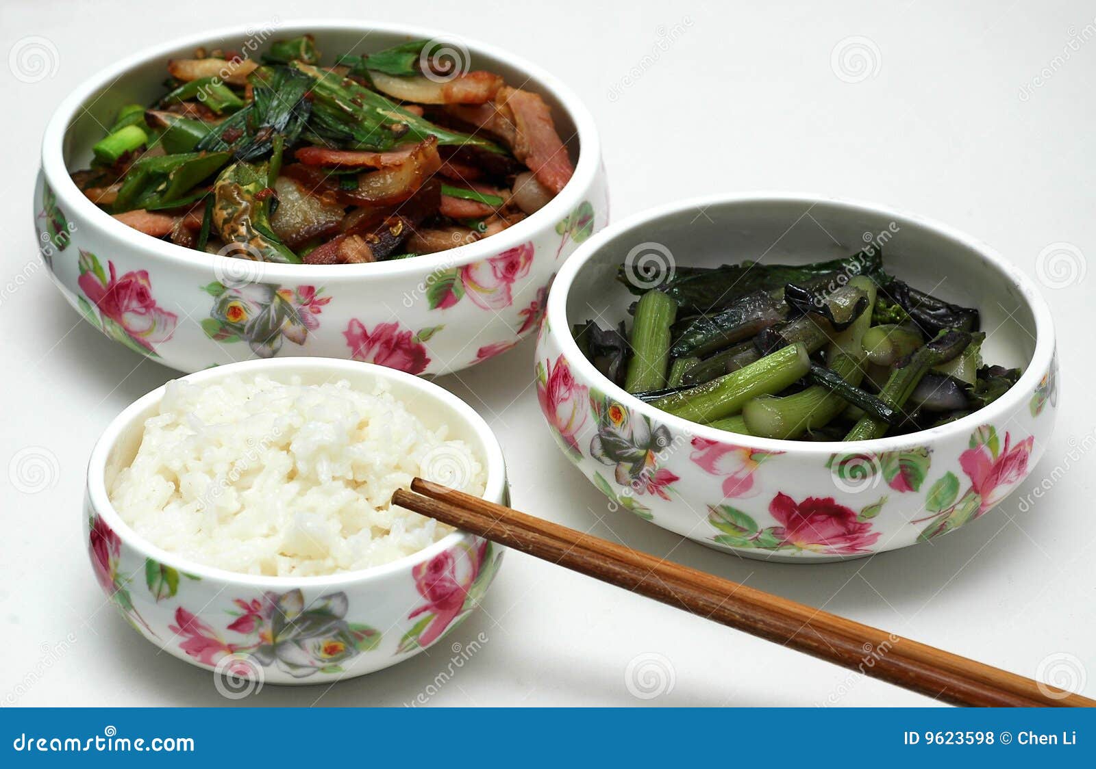Kinesisk mat arkivfoto. Bild av kines, diskret, porslin - 9623598