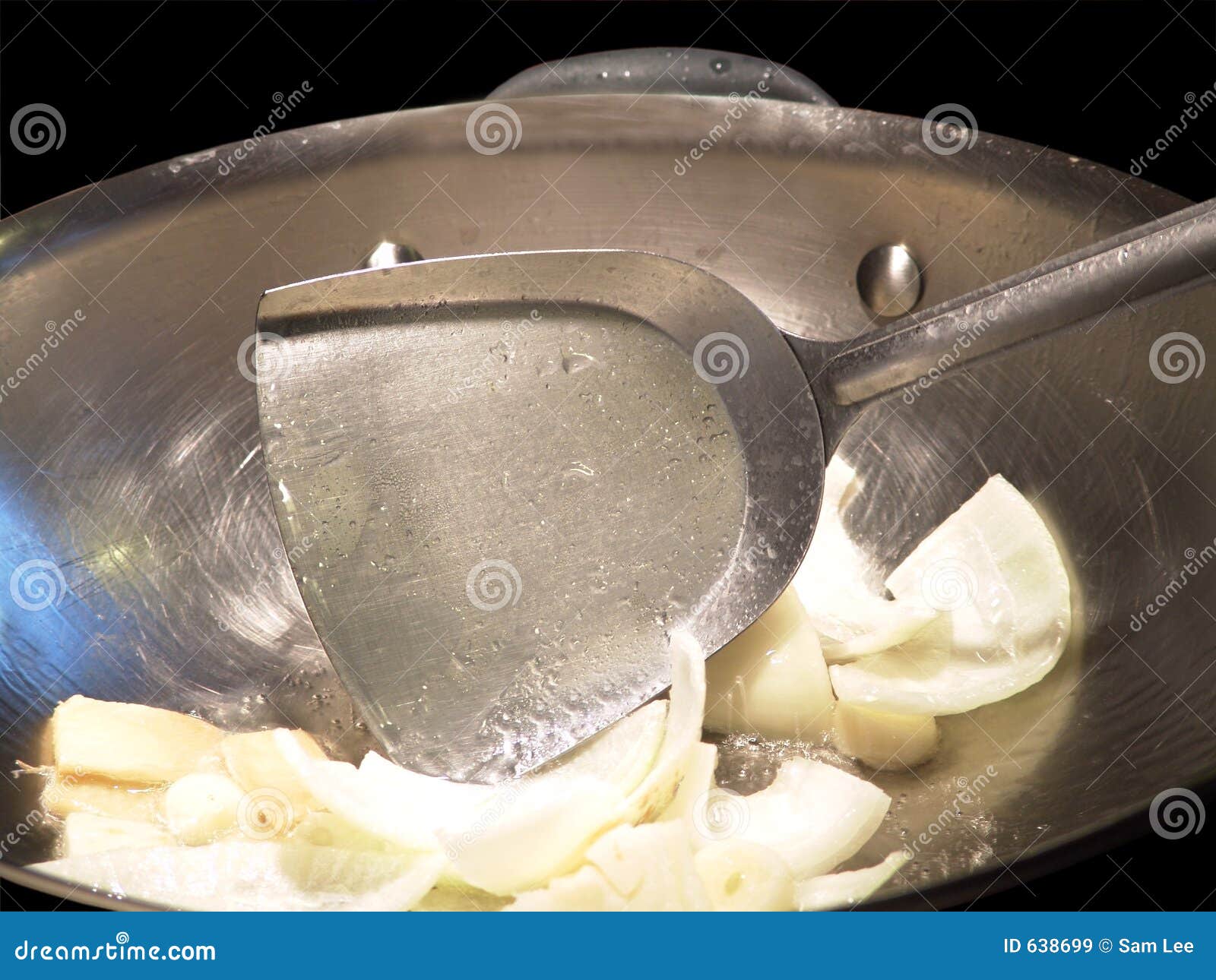 Kinesisk matlagning wokar fotografering för bildbyråer. Bild av näring ...