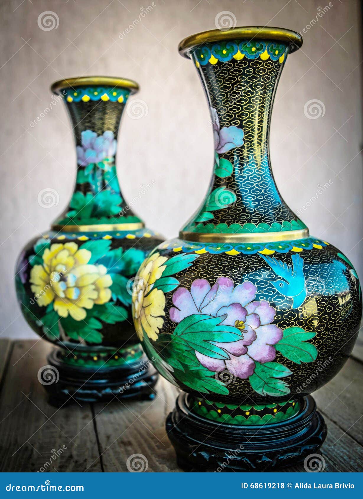 Kinesiska Antika Vaser, Cloisonne Arkivfoto - Bild av traditionellt ...