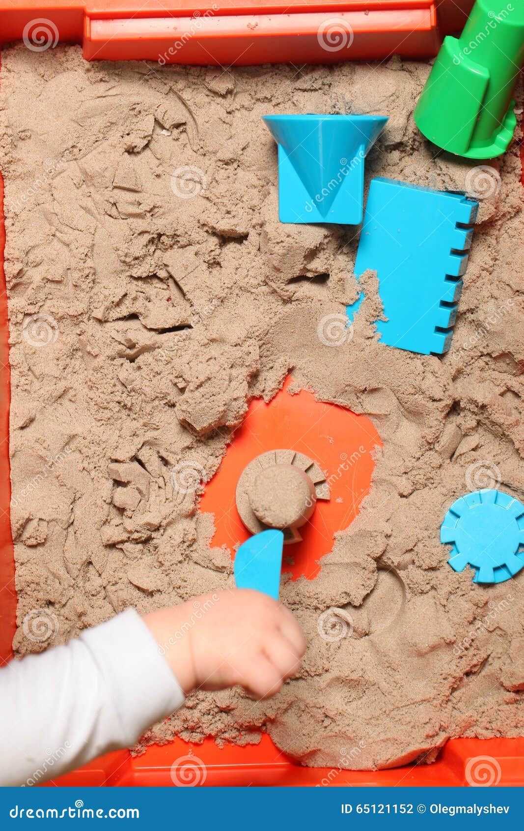 Kinetic sand play baby stock photo. Image of indoor, leisure - 65121152