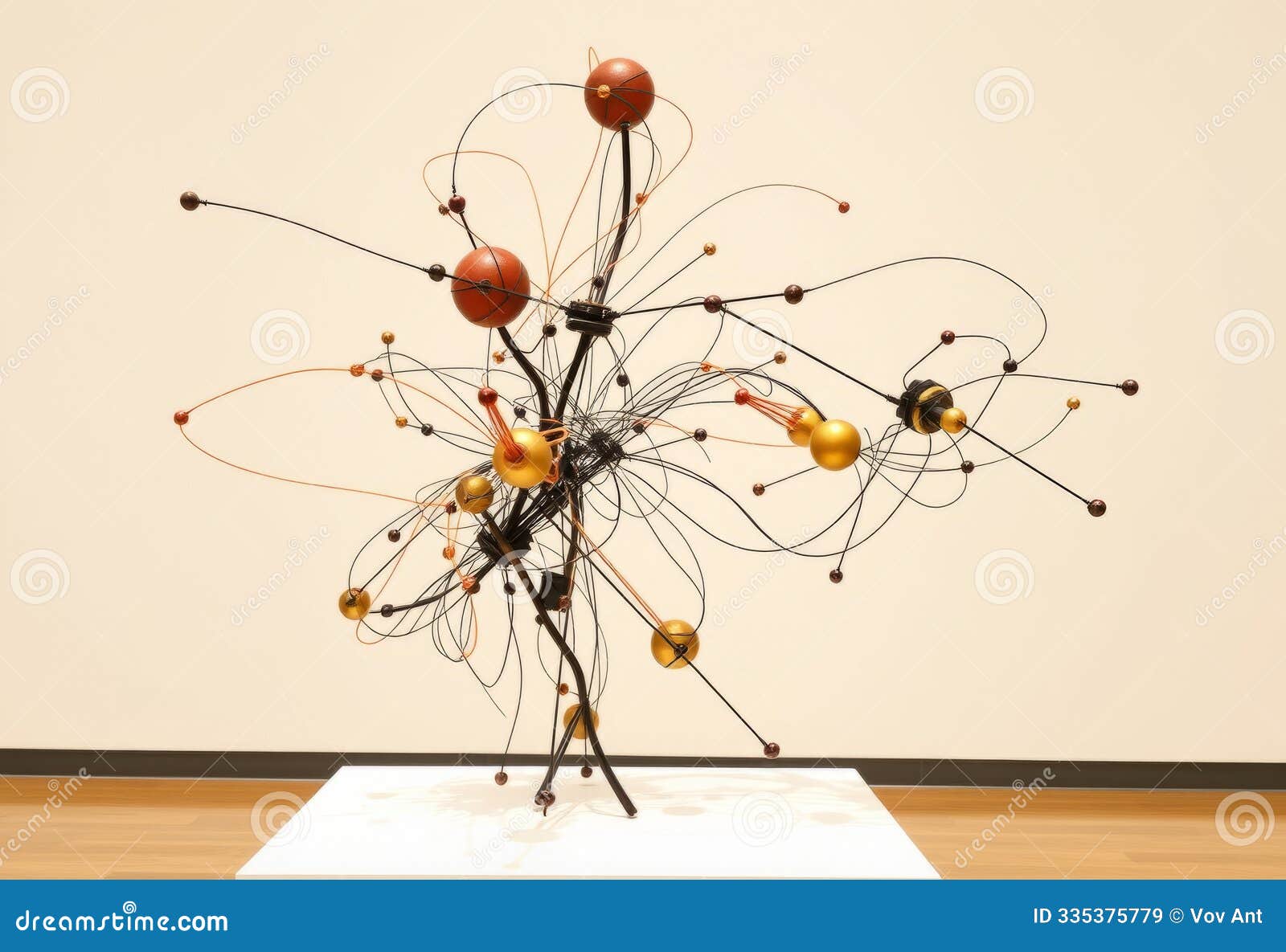 Kinetic Sculptures Abstract Sculptures that Incorporate Movement ...