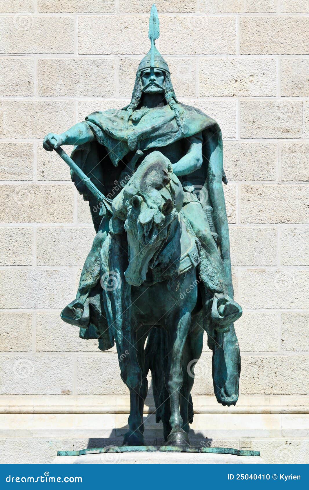 King Arpad stock photo. Image of millennium, budapest - 25040410