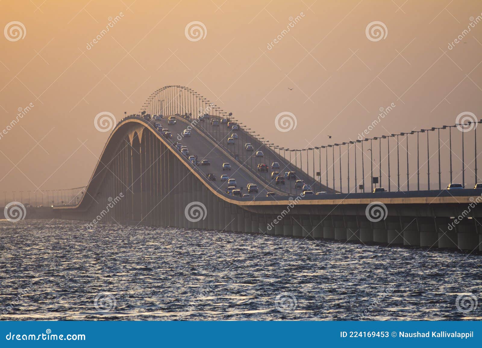 The King Fahd Causeway (Bridge Connecting Saudi Arabia And Bahrain ...