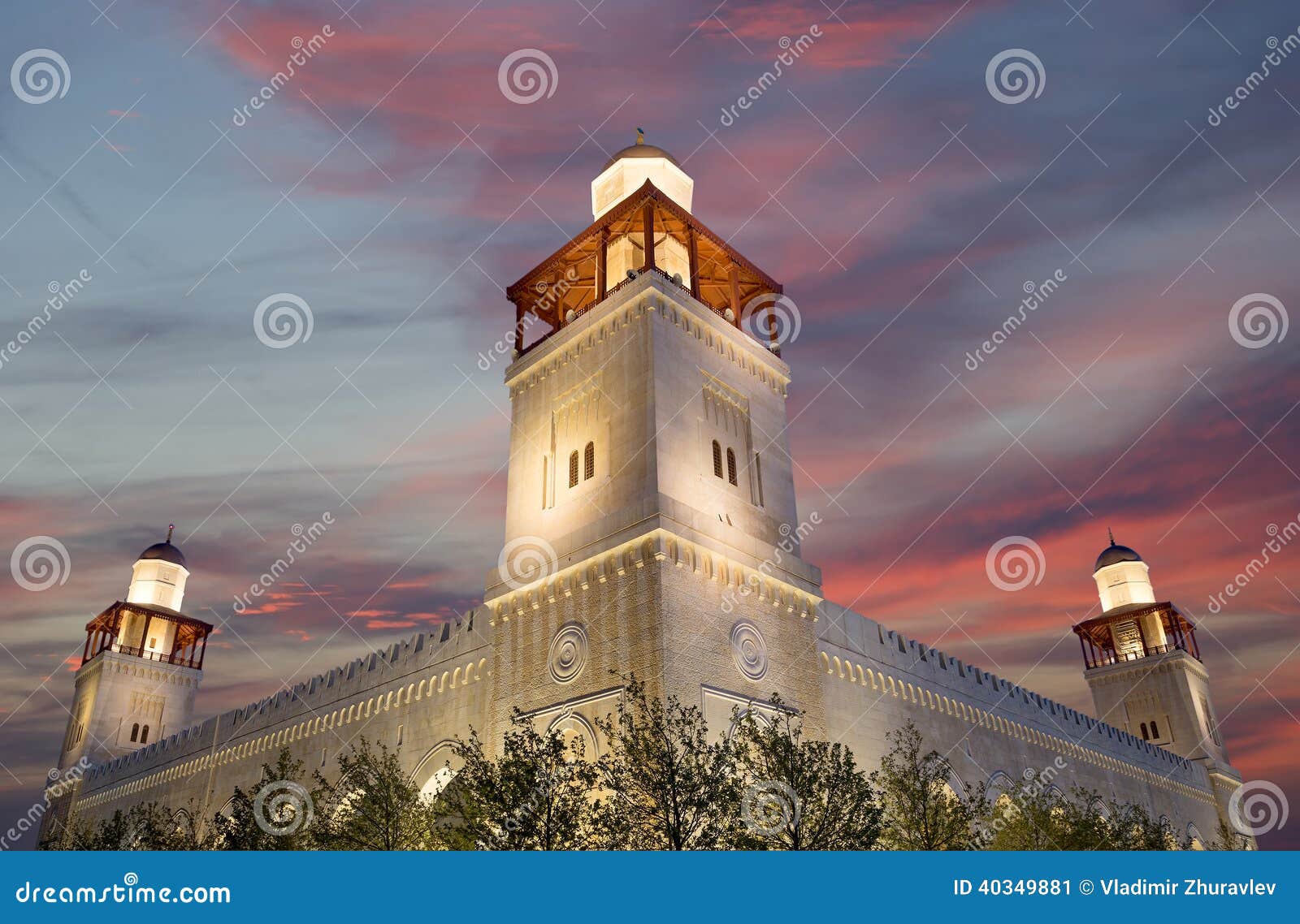 King Hussein Bin Talal Mosque in Amman (at Night), Jordan Stock Image ...