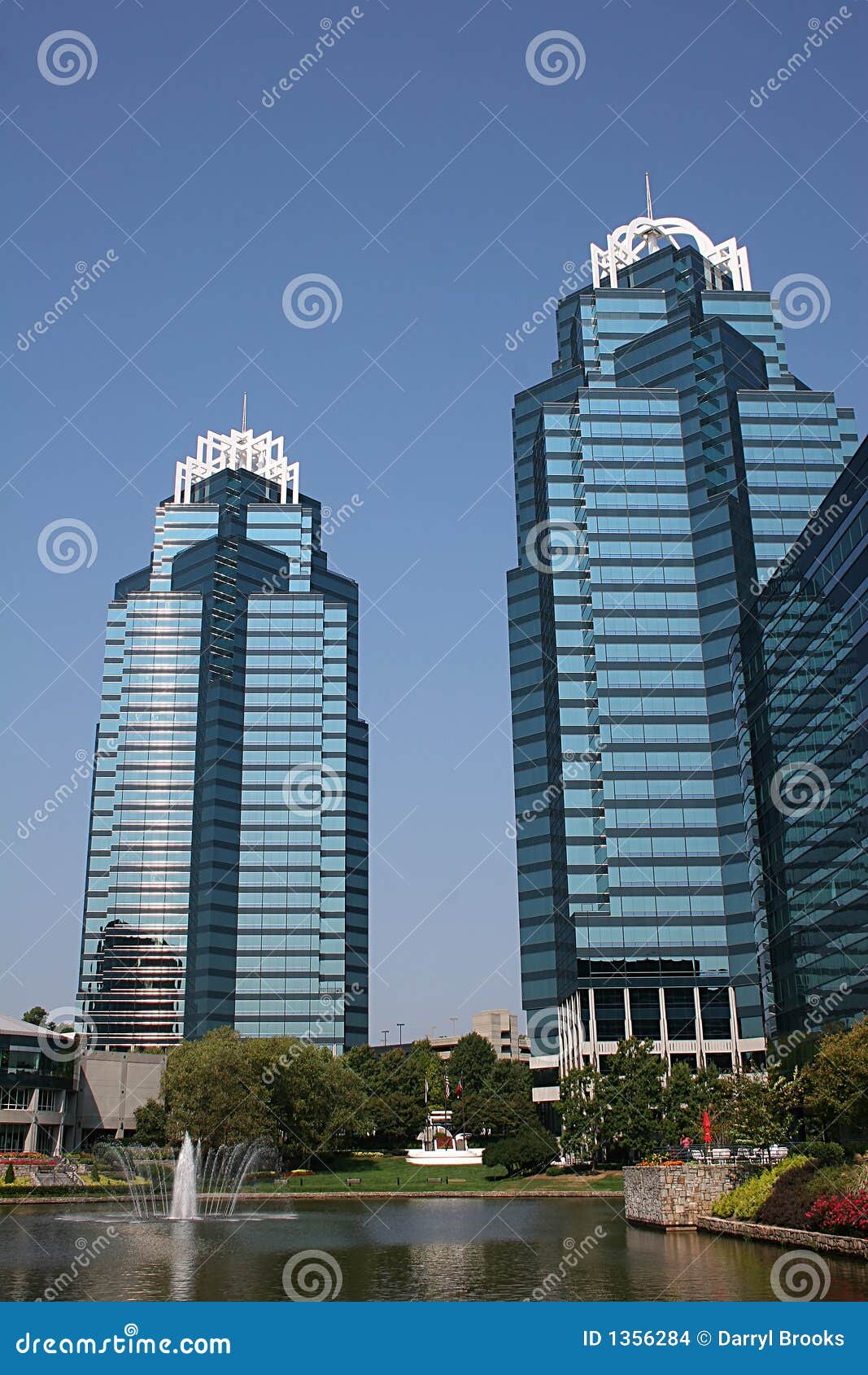 King and Queen 4 stock photo. Image of tower, office, fountain - 1356284