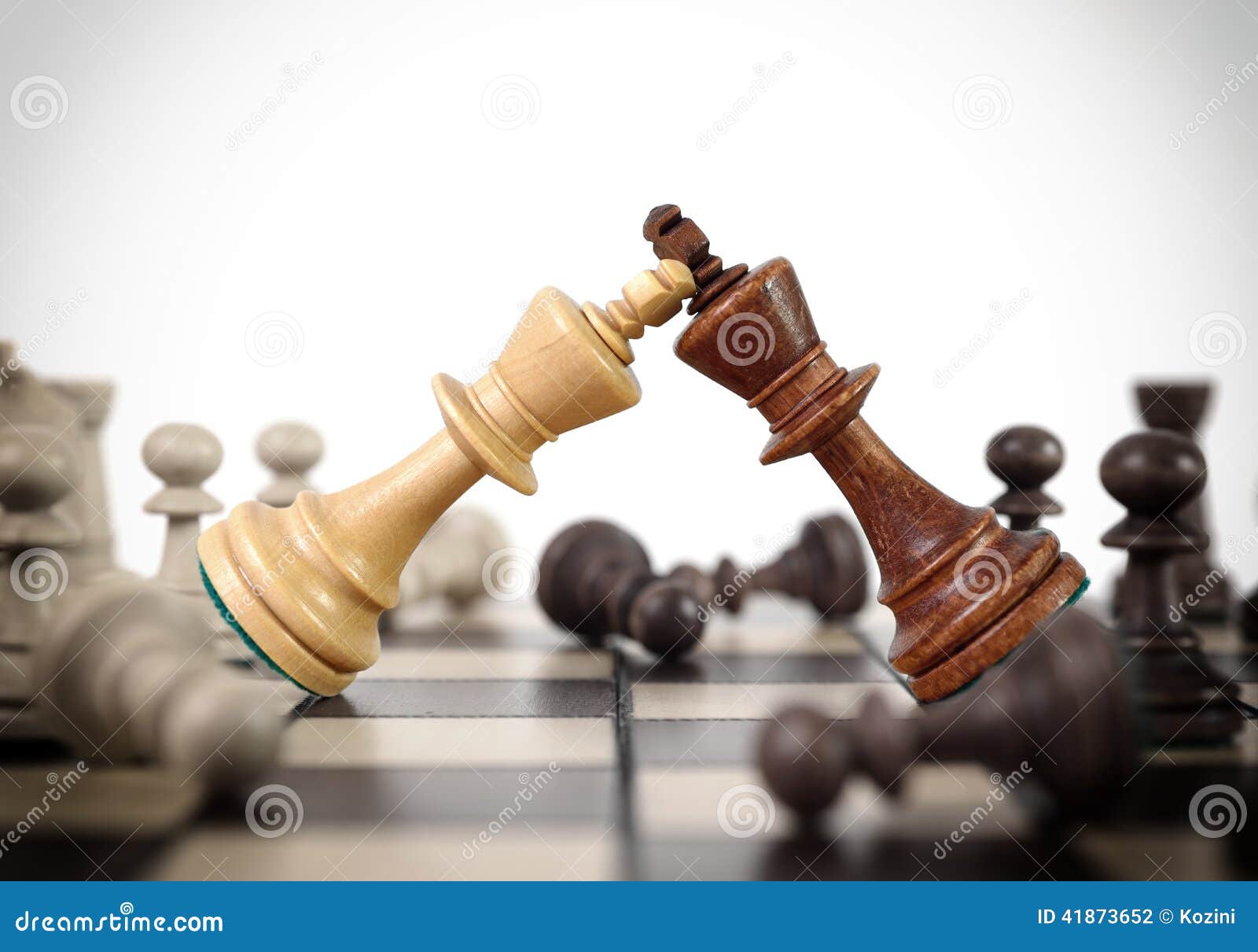 Kings chess duel stock photo. Image of encouter, crown - 41873652