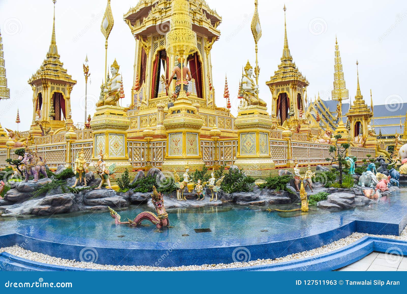 Kinnaree, Animals In The Forest Himmapan, A Mythical Creatures O Stock ...