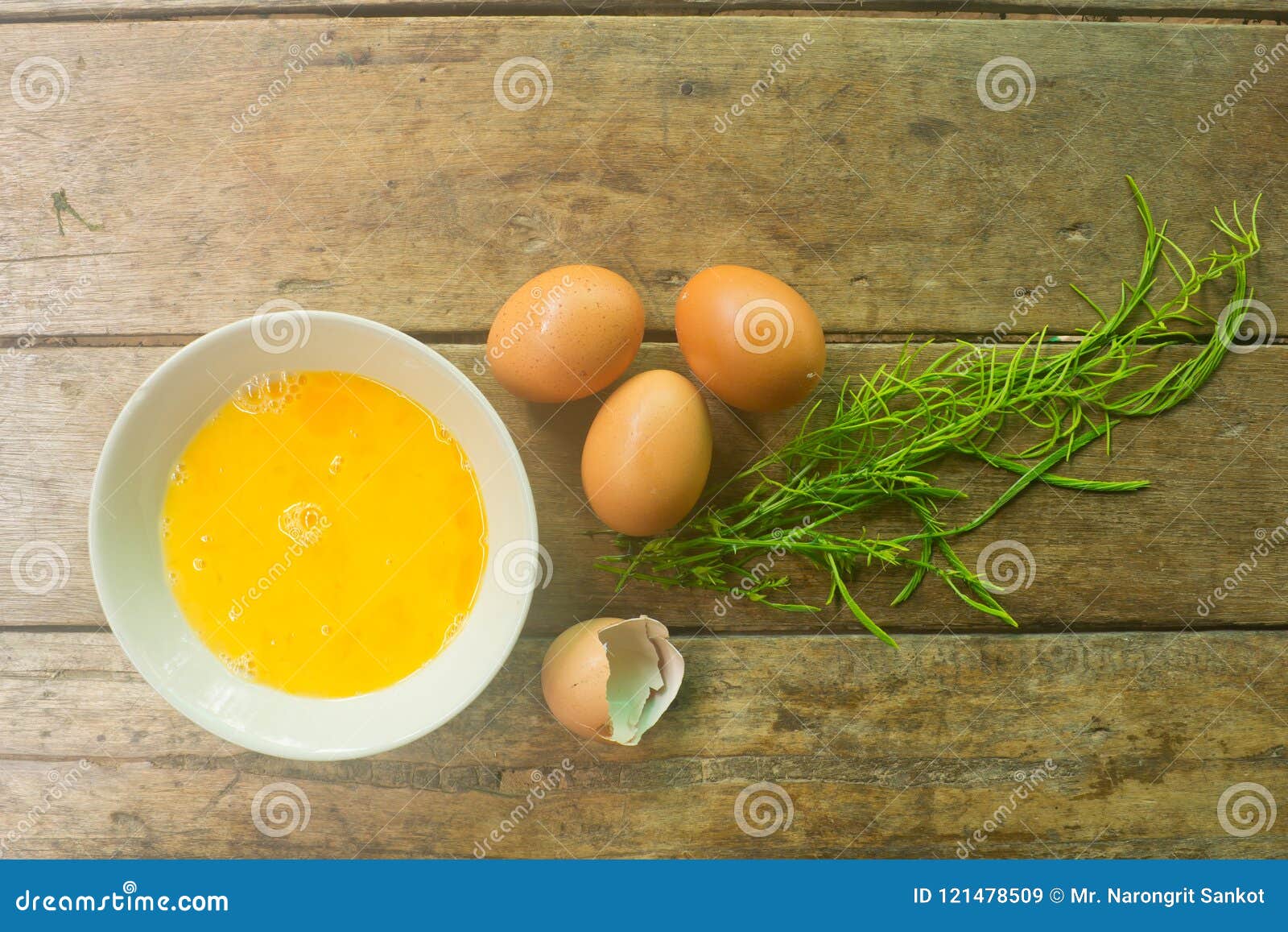 Kippenei stock afbeelding. Image of vogel, bereid, schelp - 121478509