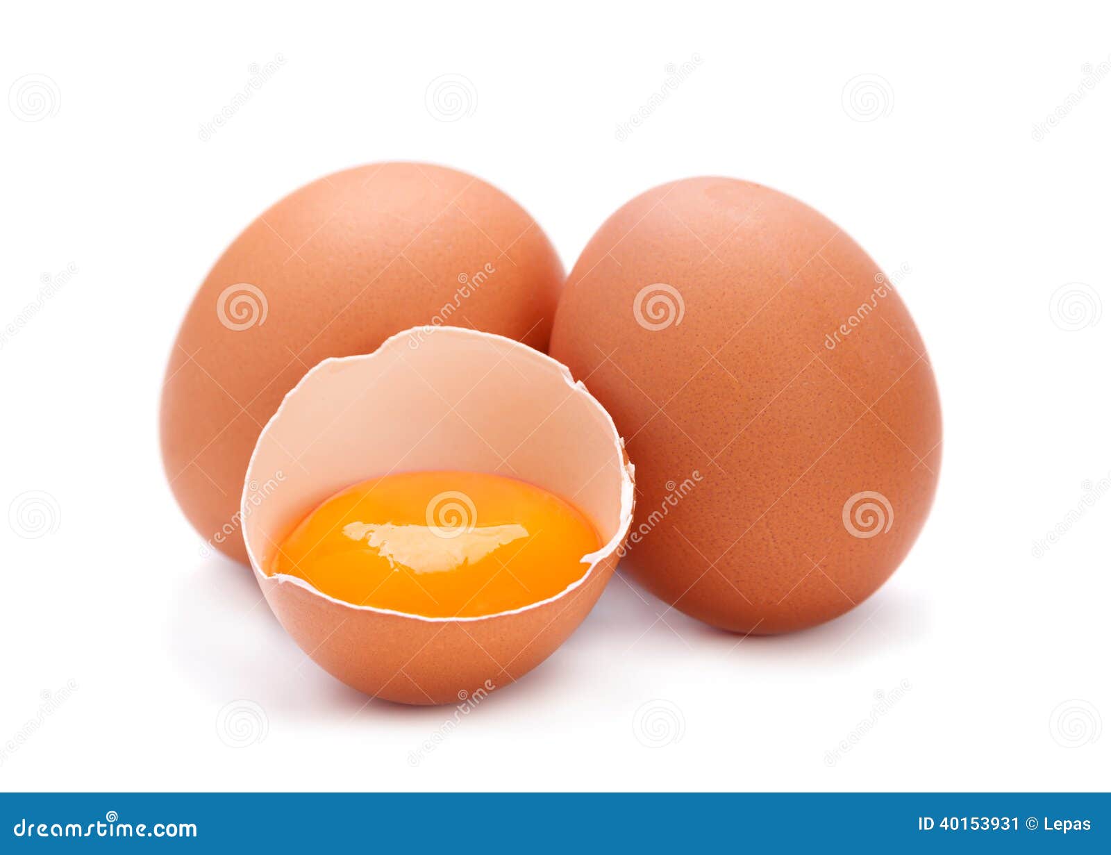 Kippenei met dooier stock afbeelding. Image of beeld - 40153931