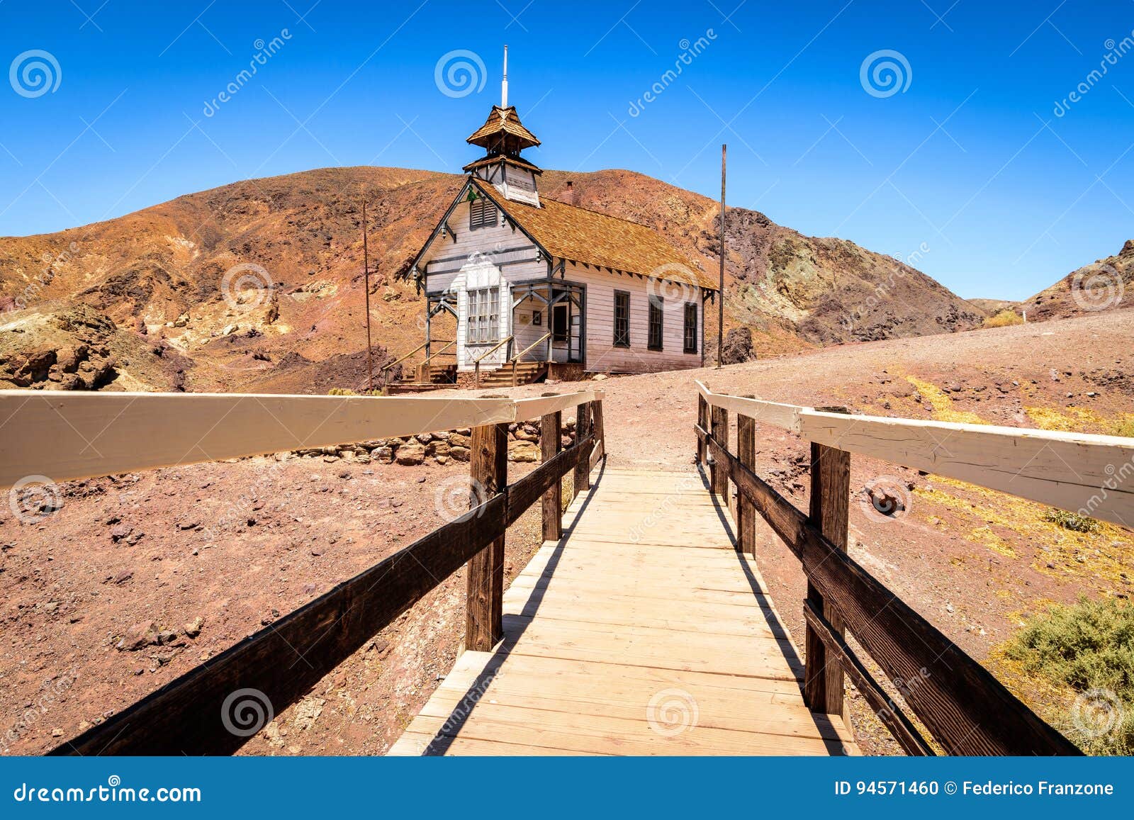 Kirche im Kaliko stockfoto. Bild von westen, kaliko, grafschaft - 94571460