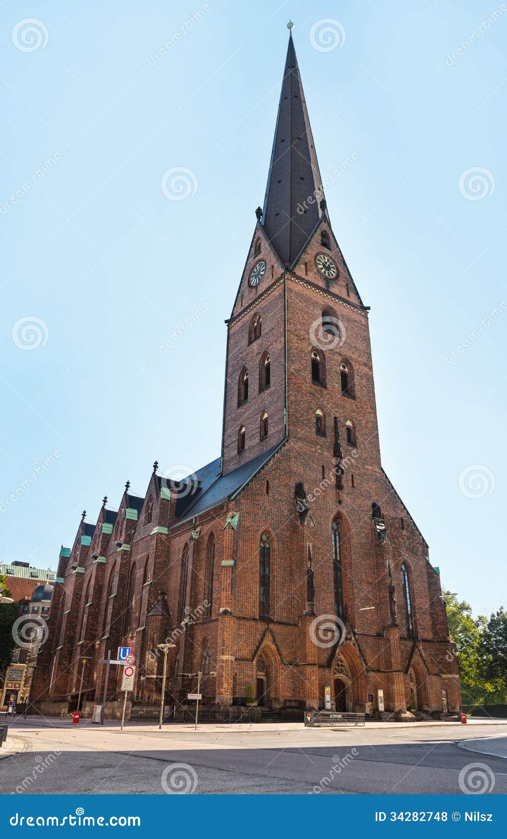 Kirchen-St. Petri Hamburg stockfoto. Bild von historisch - 34282748