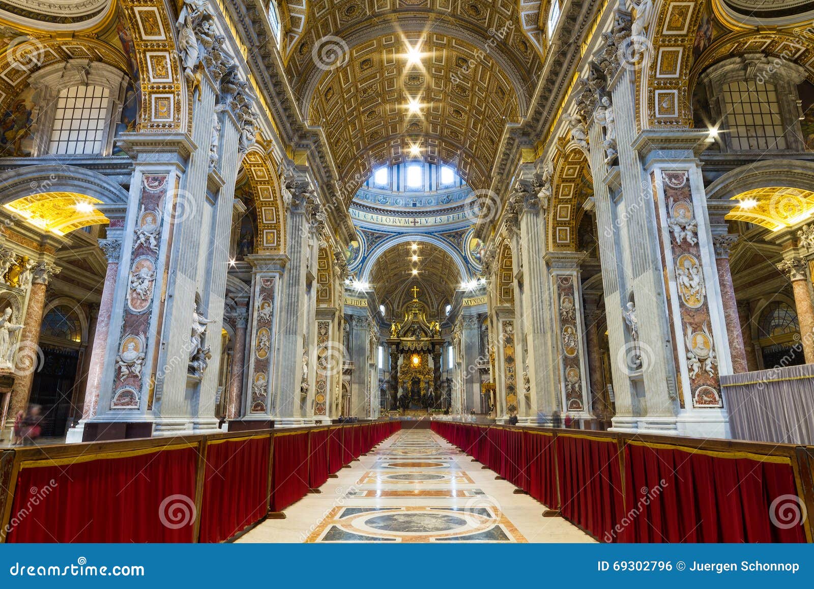 Kirchenschiff Von St. Peter Basilica Redaktionelles Foto - Bild von ...
