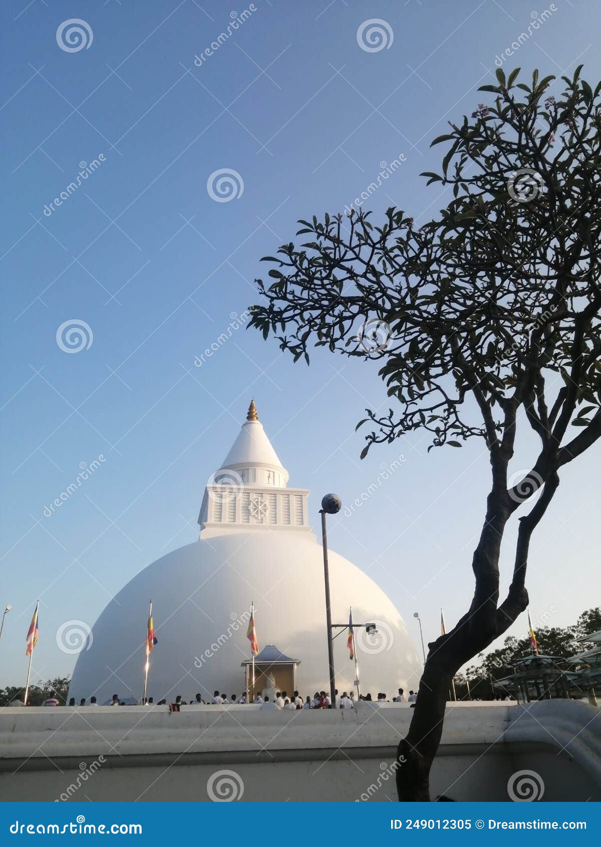 Kiriwehera Temple in Katharagama Stock Image - Image of kathragama ...