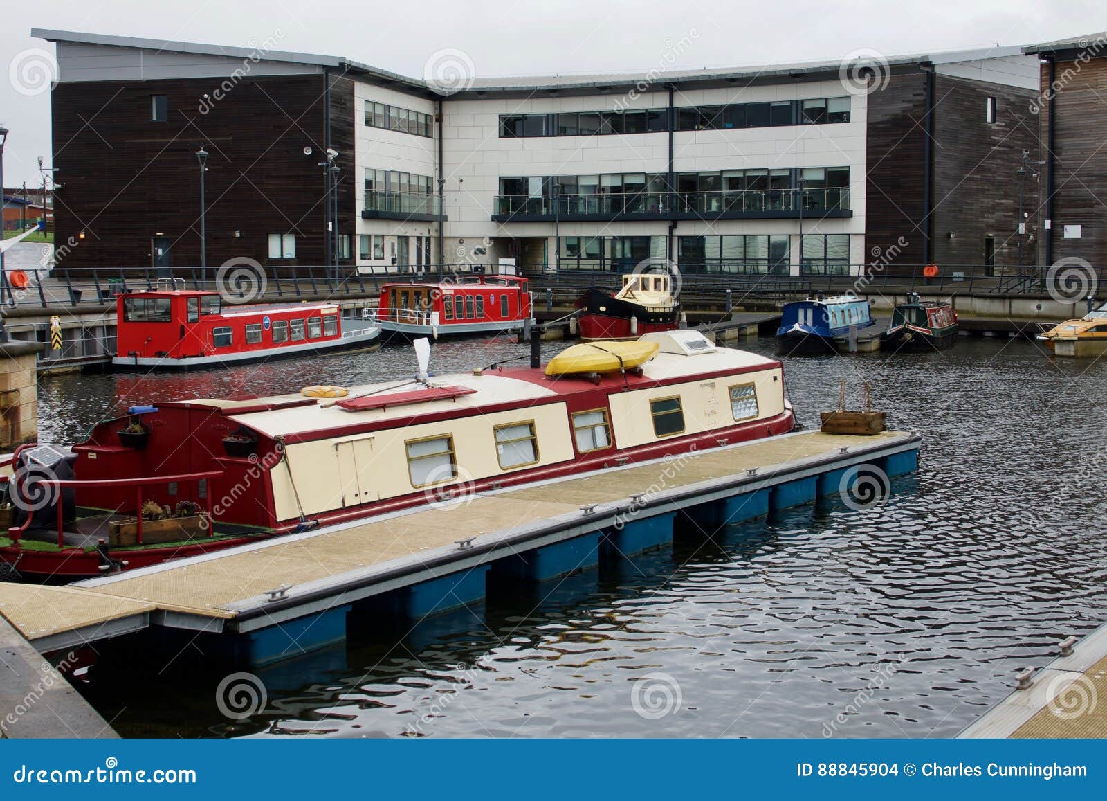 Kirkintilloch: marina stock photo. Image of clyde, barges - 88845904