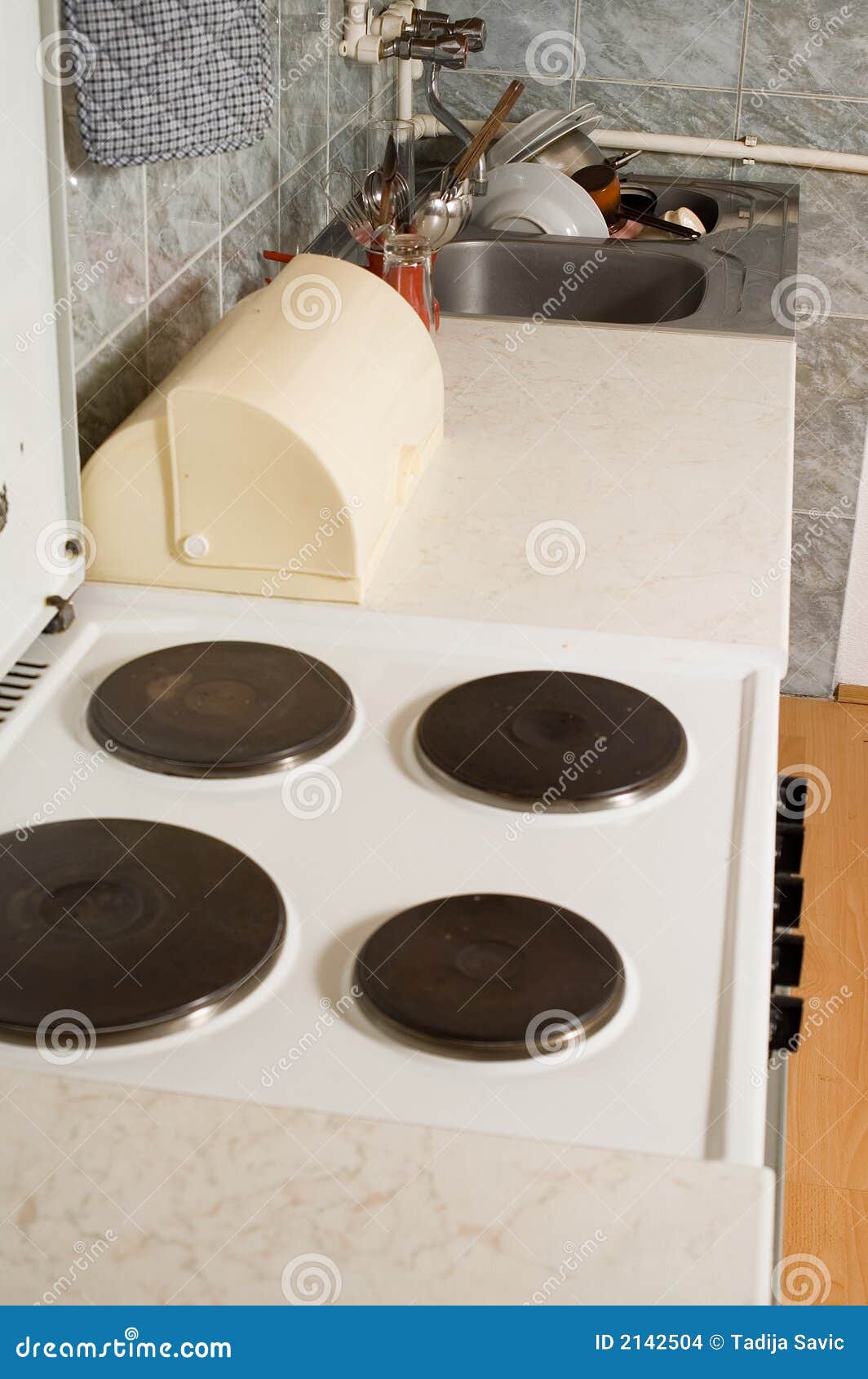 1,385 Kitchen Vessels Stock Photos - Free & Royalty-Free Stock Photos ...