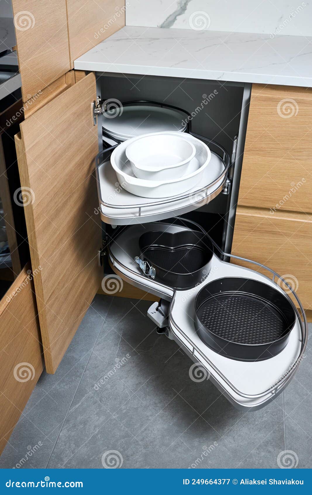 Kitchen Access Mechanism Magic Corner for Blind Corner Cabinets ...