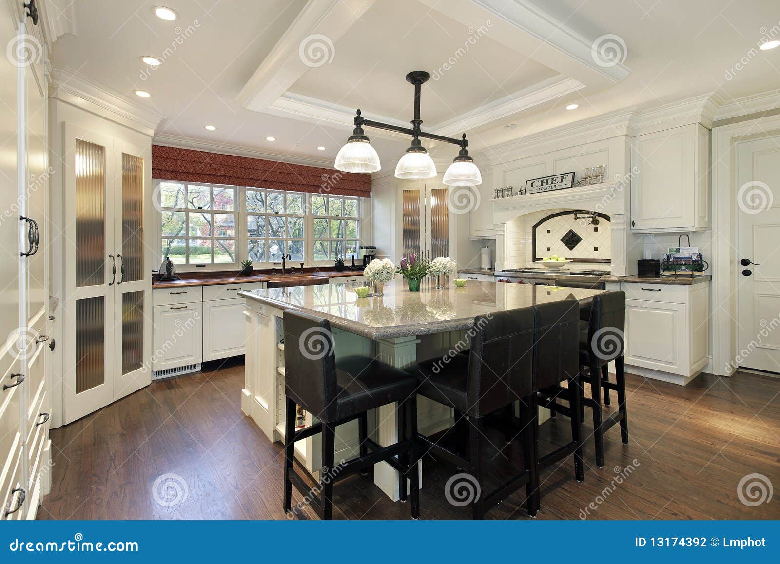 Kitchen with Large Center Island Stock Photo - Image of cabinet, modern ...
