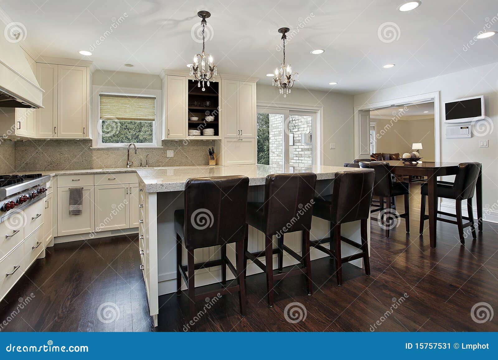 Kitchen with Large Center Island Stock Image - Image of granite, family ...