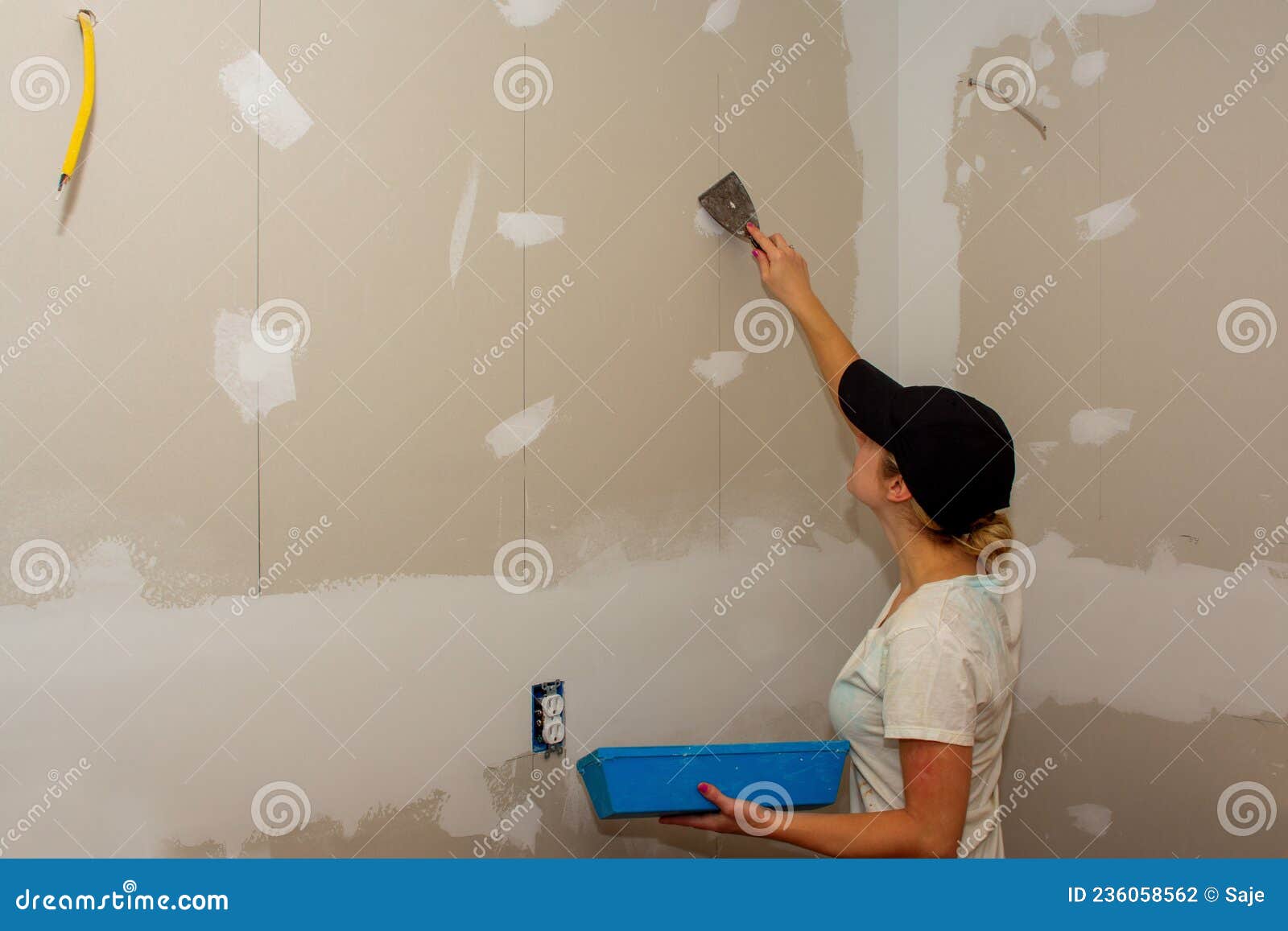 Joint Compound Mess During Ceiling Texturing. Floor Covering To Protect ... Joint Compound Mess During Ceiling Texturing. Floor Covering To Protect ...
