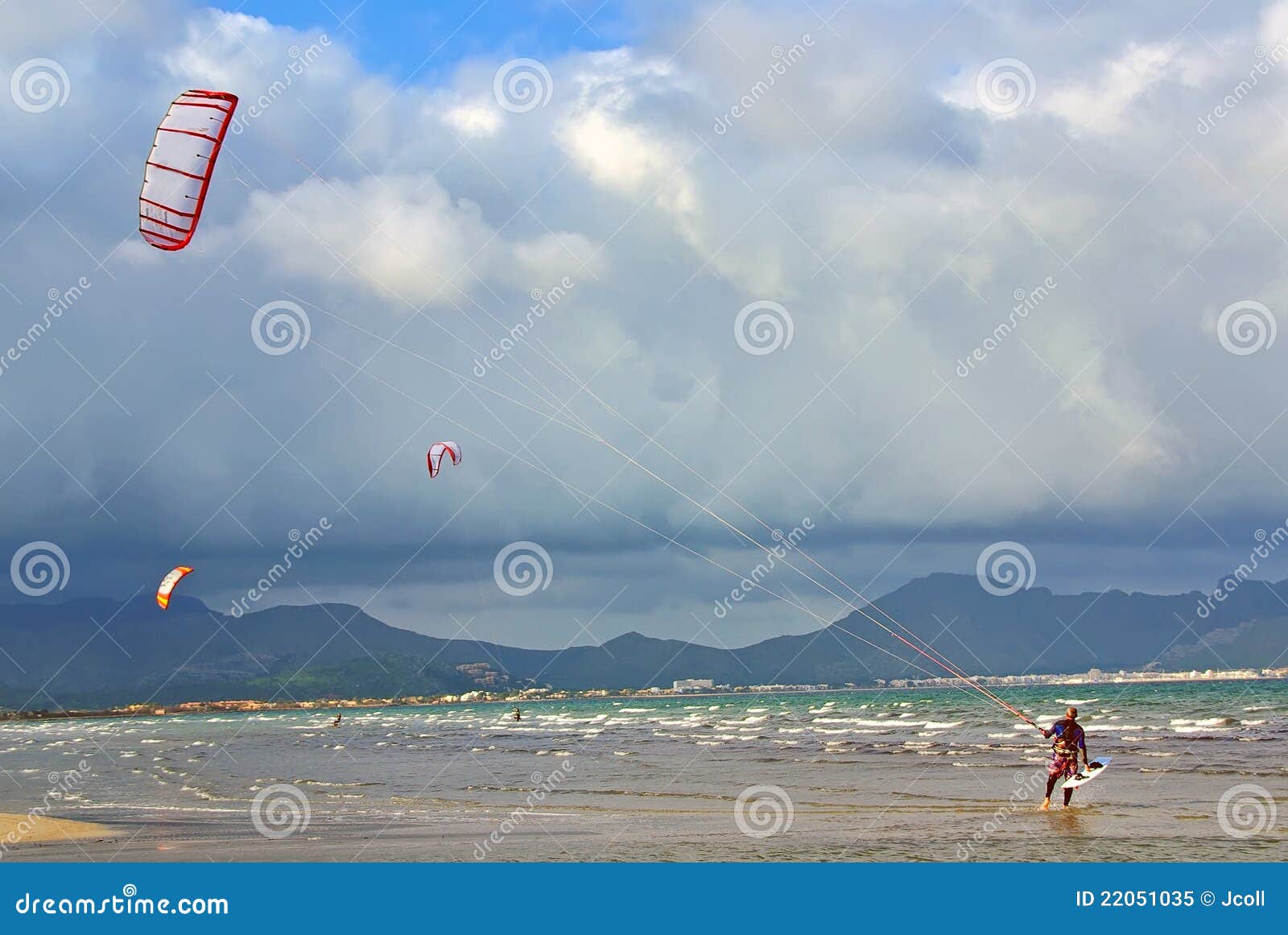 Kite surfing in Majorca stock image. Image of splash - 22051035
