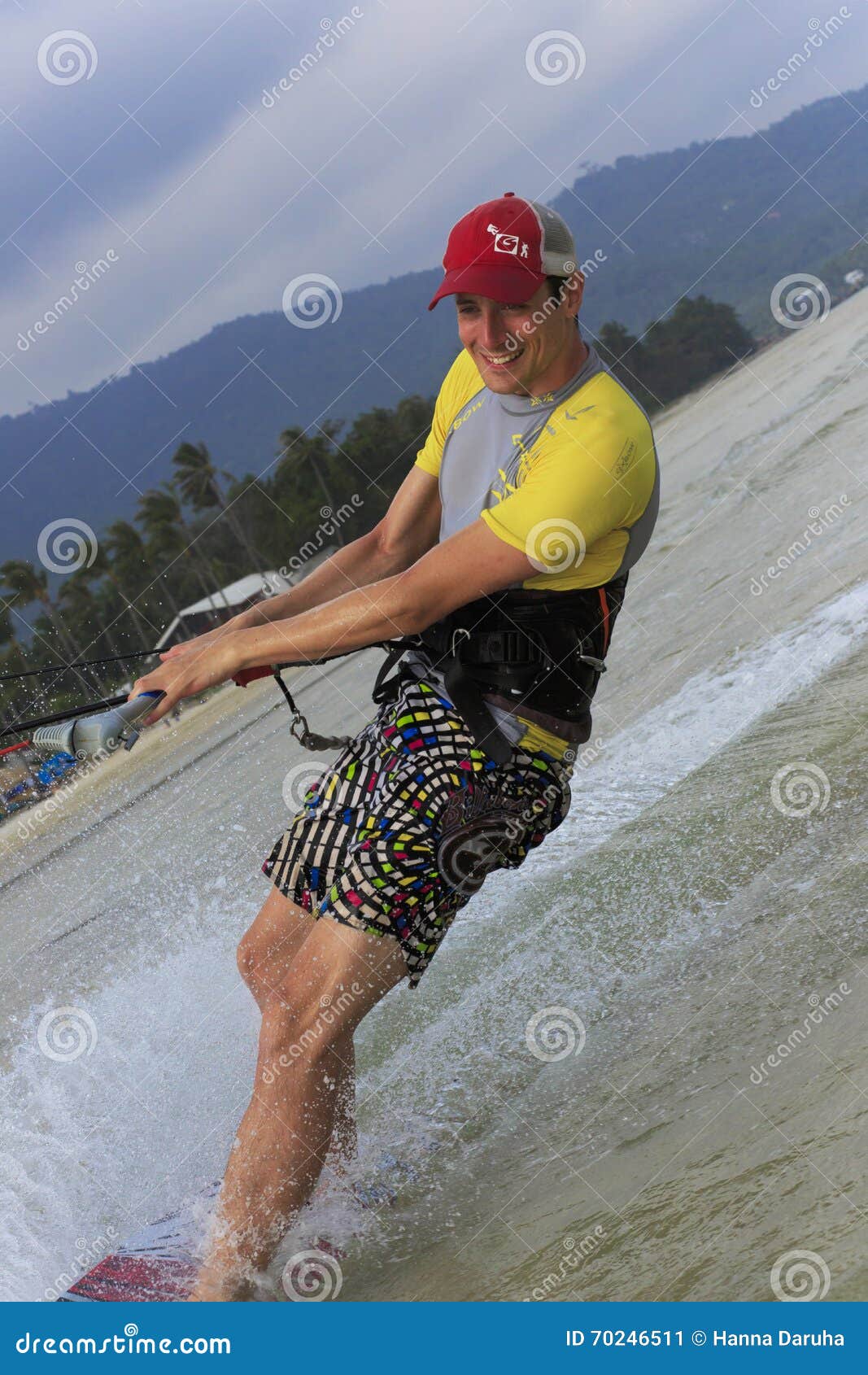 Kitesurfing En La Isla De Koh Samui 31 De Enero De 2015 Foto editorial ...