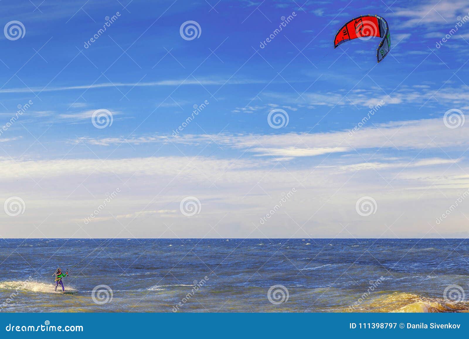SOCHI, RUSSIA - NOVEMBER 3, 2016: Kiting Near the Beach. Editorial ...