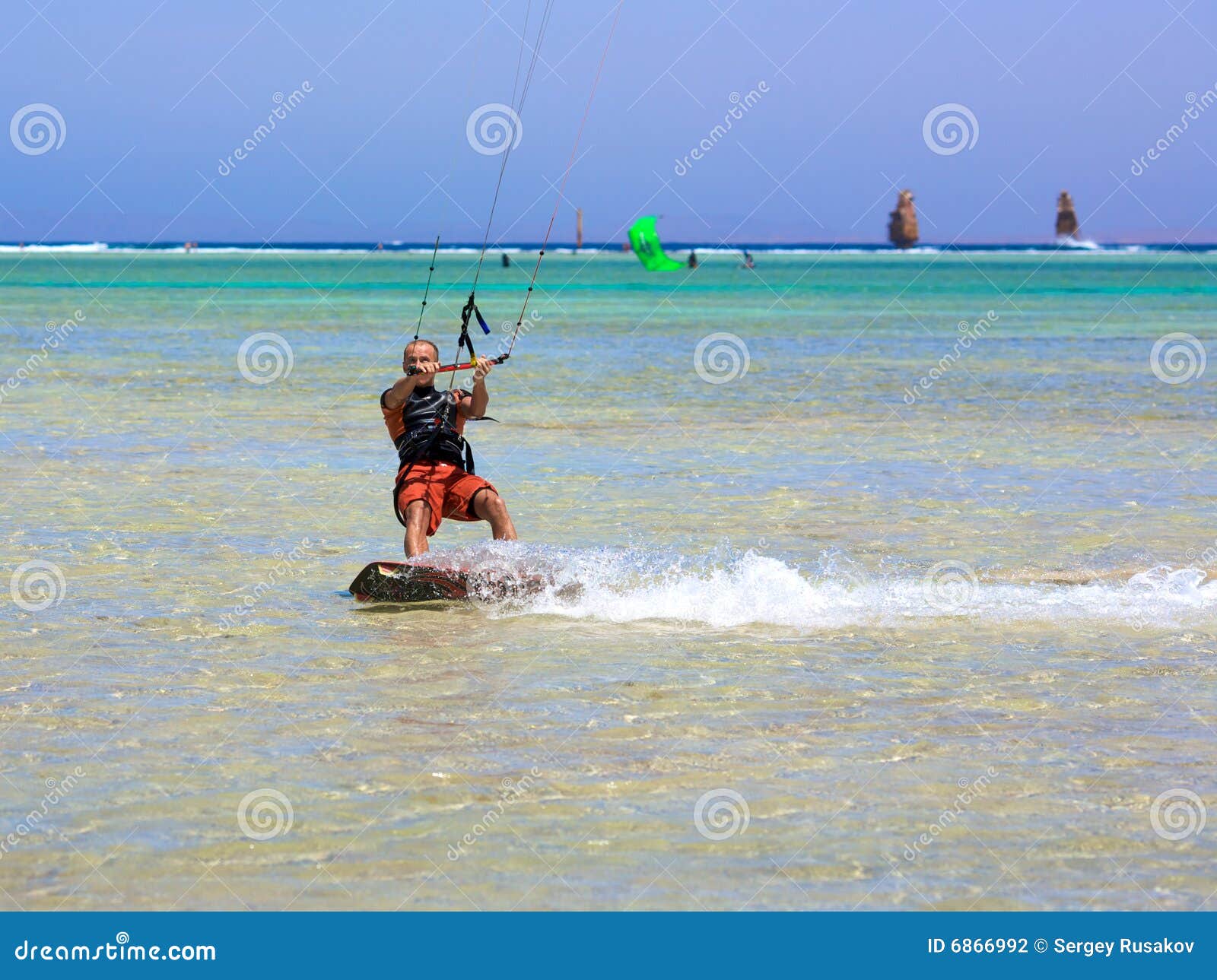 Kiting men stock photo. Image of power, athletic, shore - 6866992