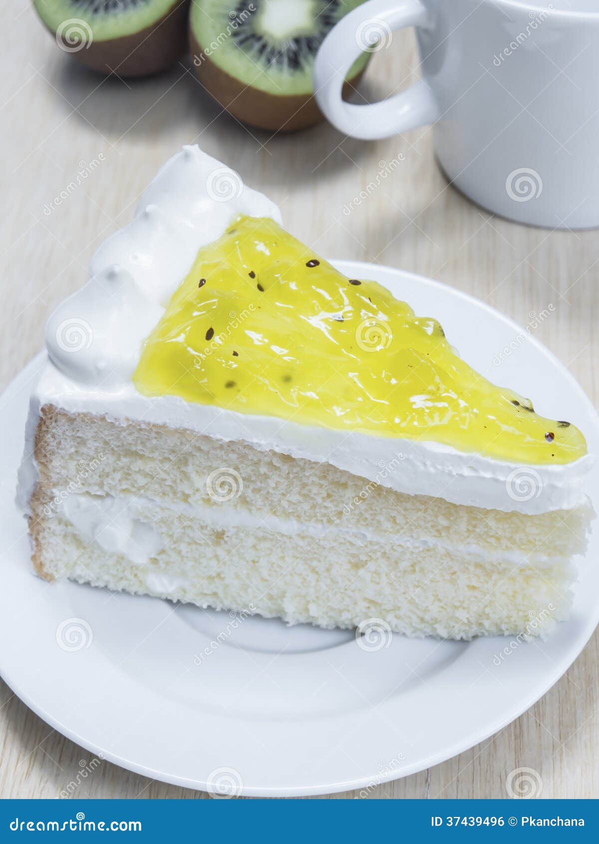 Kiwi cake stock photo. Image of baked, fancy, eating - 37439496