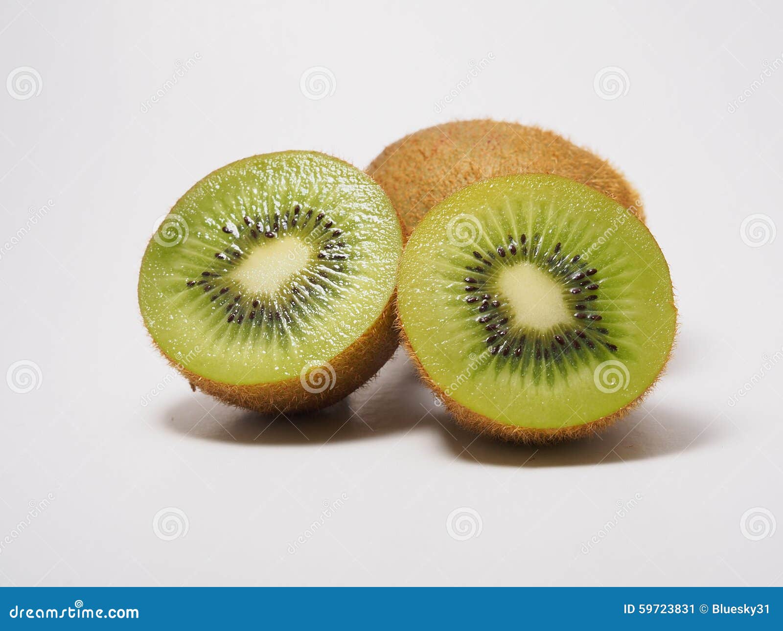 Kiwifrucht getrennt stockbild. Bild von organisch, nahaufnahme - 59723831