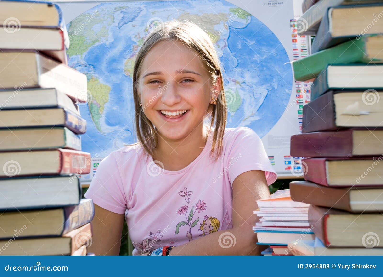 Klaar aan school stock foto. Image of universiteit, leerling - 2954808