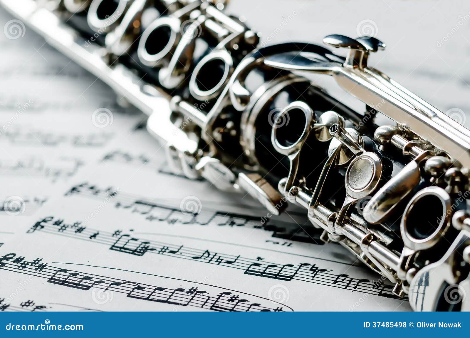 Klarinet stock foto. Image of duits, spel, klarinet, muziek - 37485498