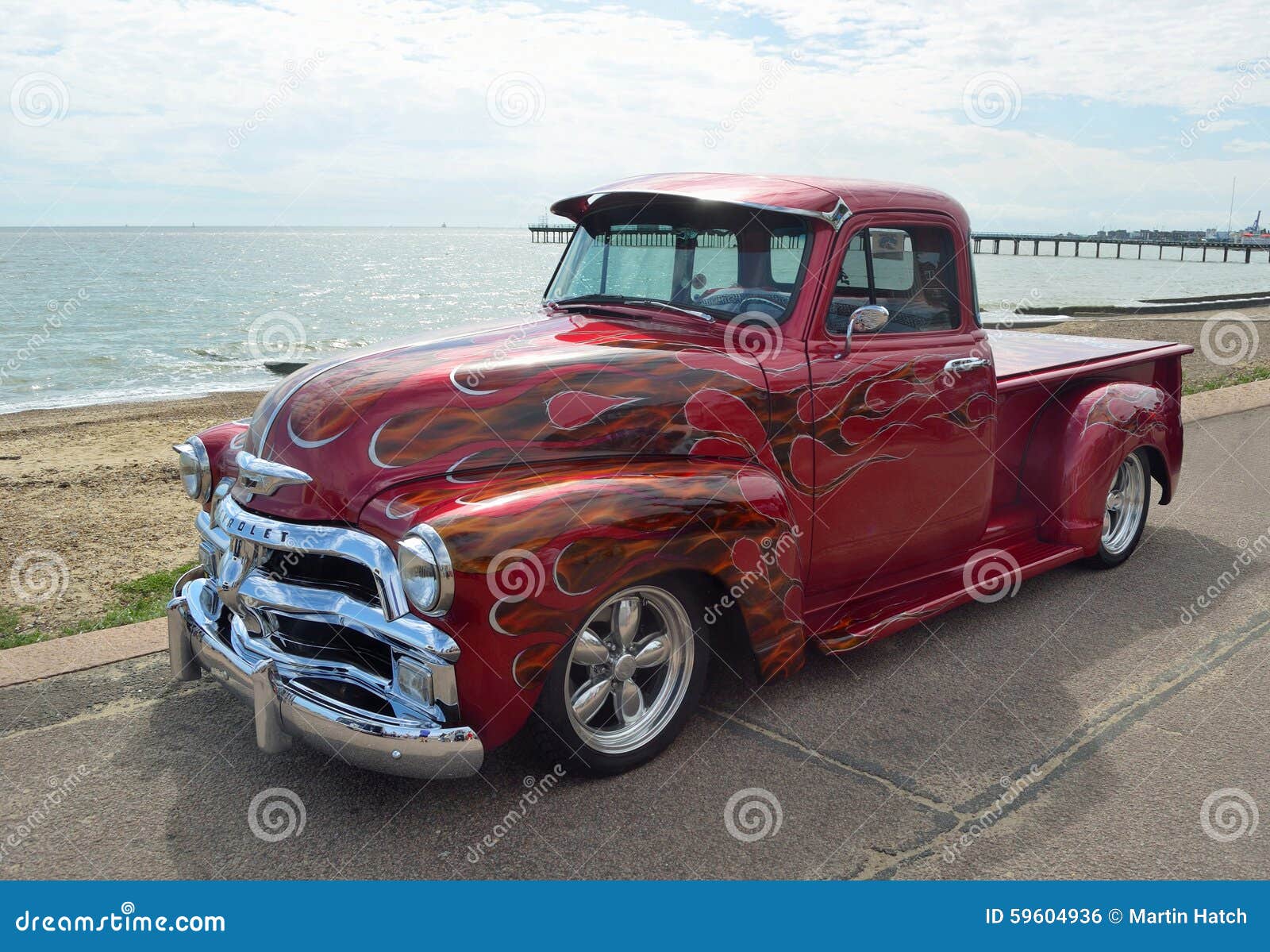 Klassieke Rode Chevrolet-pick-up Redactionele Foto - Image of engeland ...