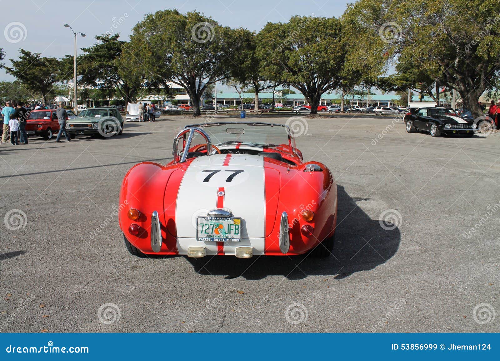 Klassischer Kleiner Roter Rennwagen Redaktionelles Stockbild - Bild von ...