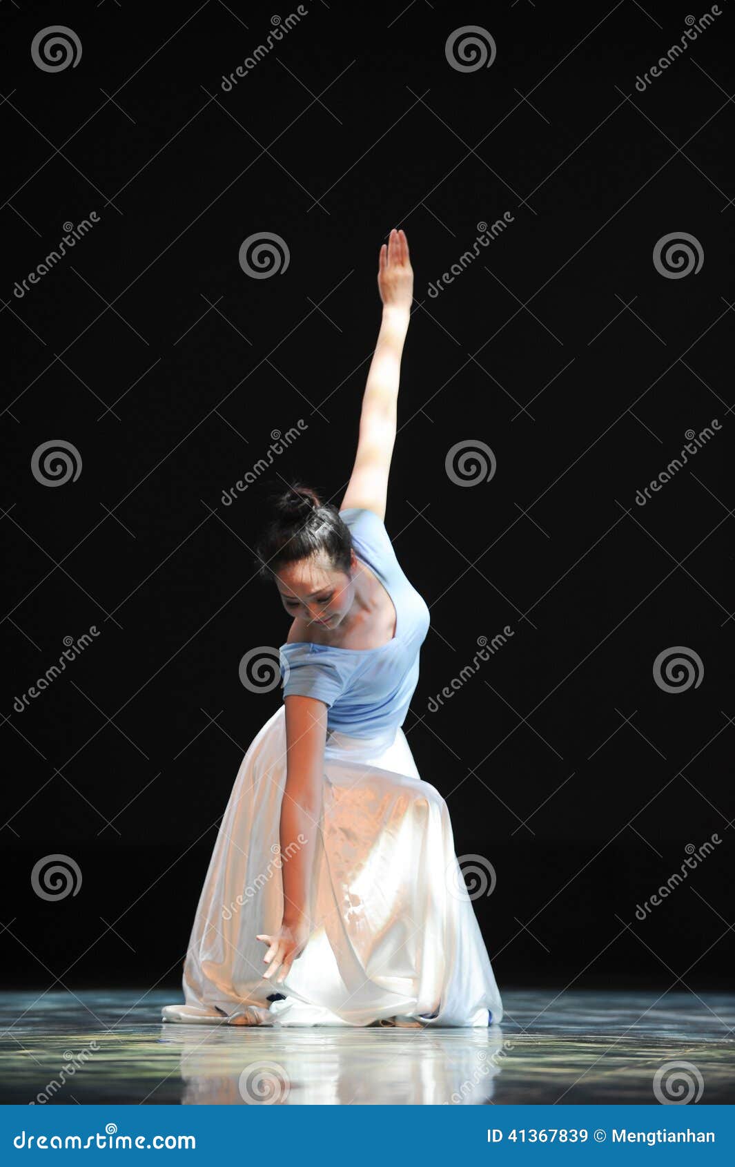 Klassisches Ballett: Walzer Der Blumen Redaktionelles Stockbild - Bild ...