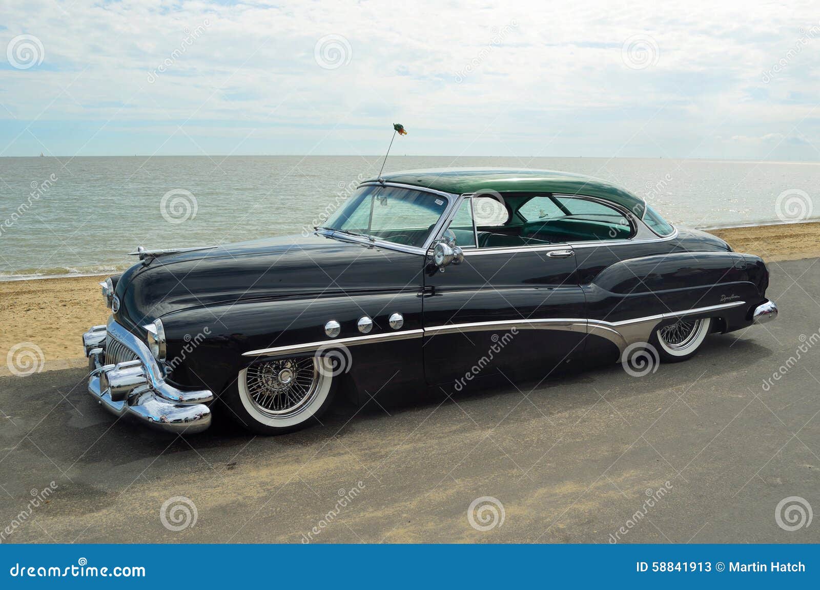 Klassisches Schwarzes Auto Buicks Acht Redaktionelles Stockfoto - Bild ...