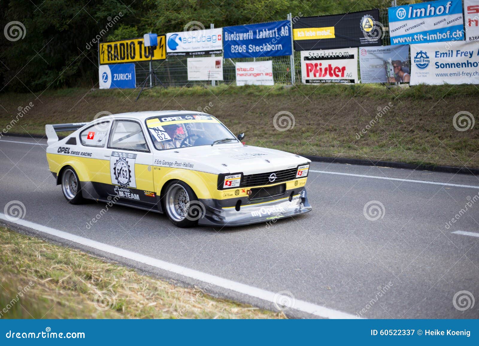 Klassisk racerbil redaktionell arkivbild. Bild av gammalt - 60522337