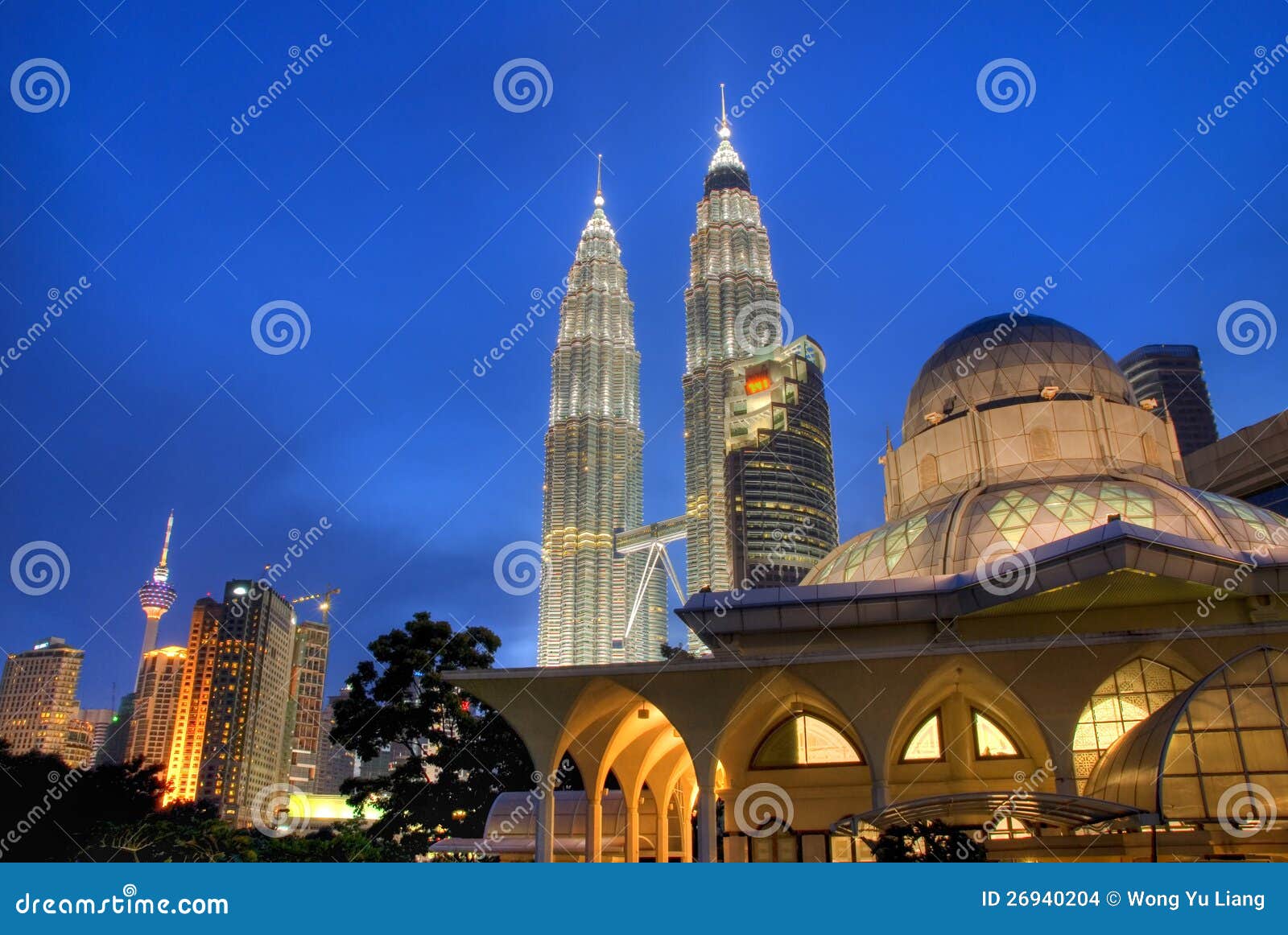 Klcc stock photo. Image of banking, centre, architecture - 26940204