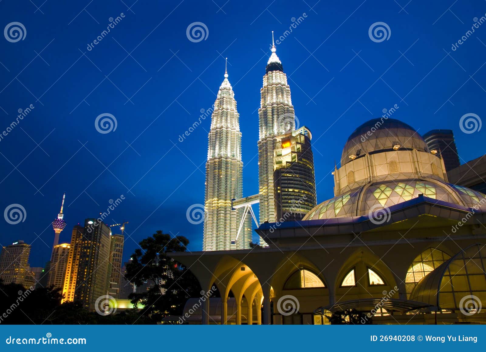 Klcc stock photo. Image of business, metropolis, kuala - 26940208
