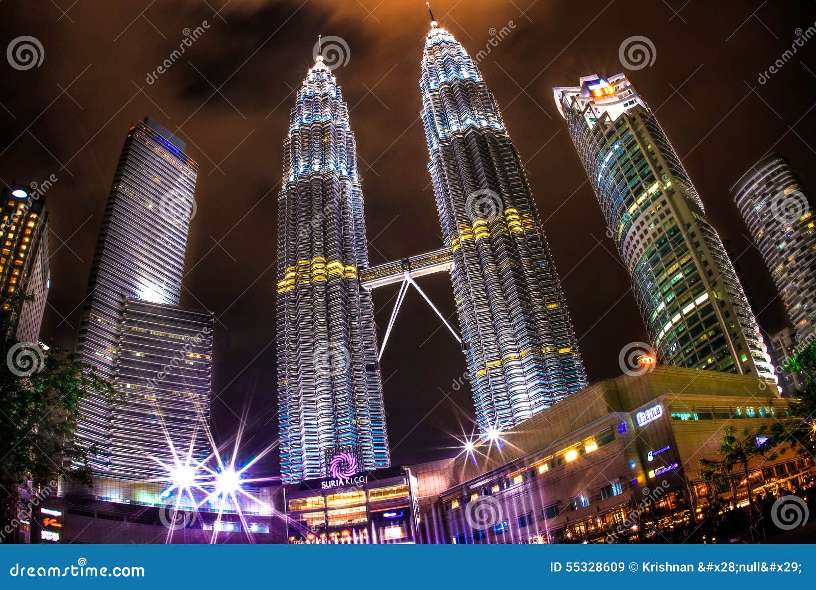 KLCC imagen de archivo editorial. Imagen de travieso - 55328609