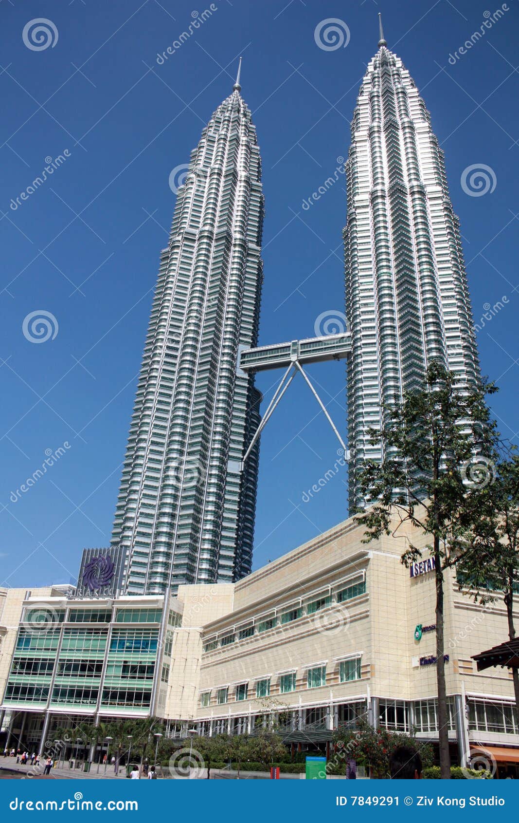 KLCC stock image. Image of modern, command, suria, kuala - 7849291